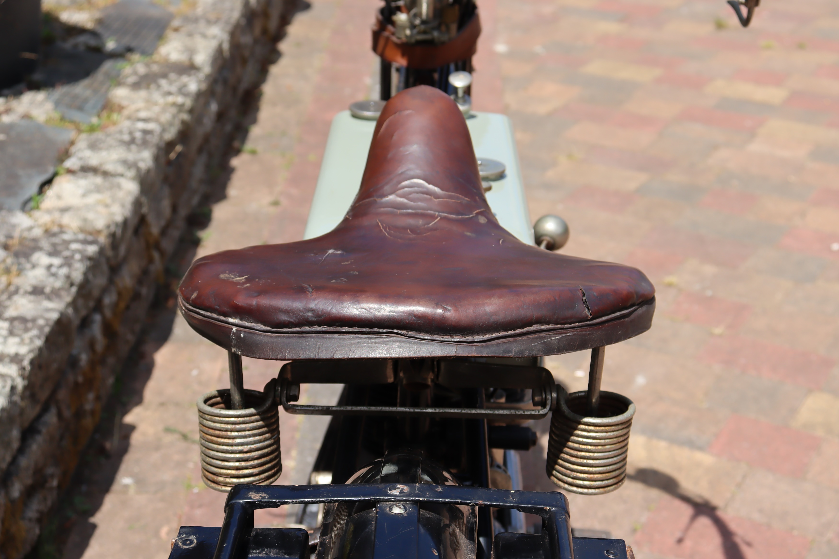 Lot 137 - 1919 Triumph Model H