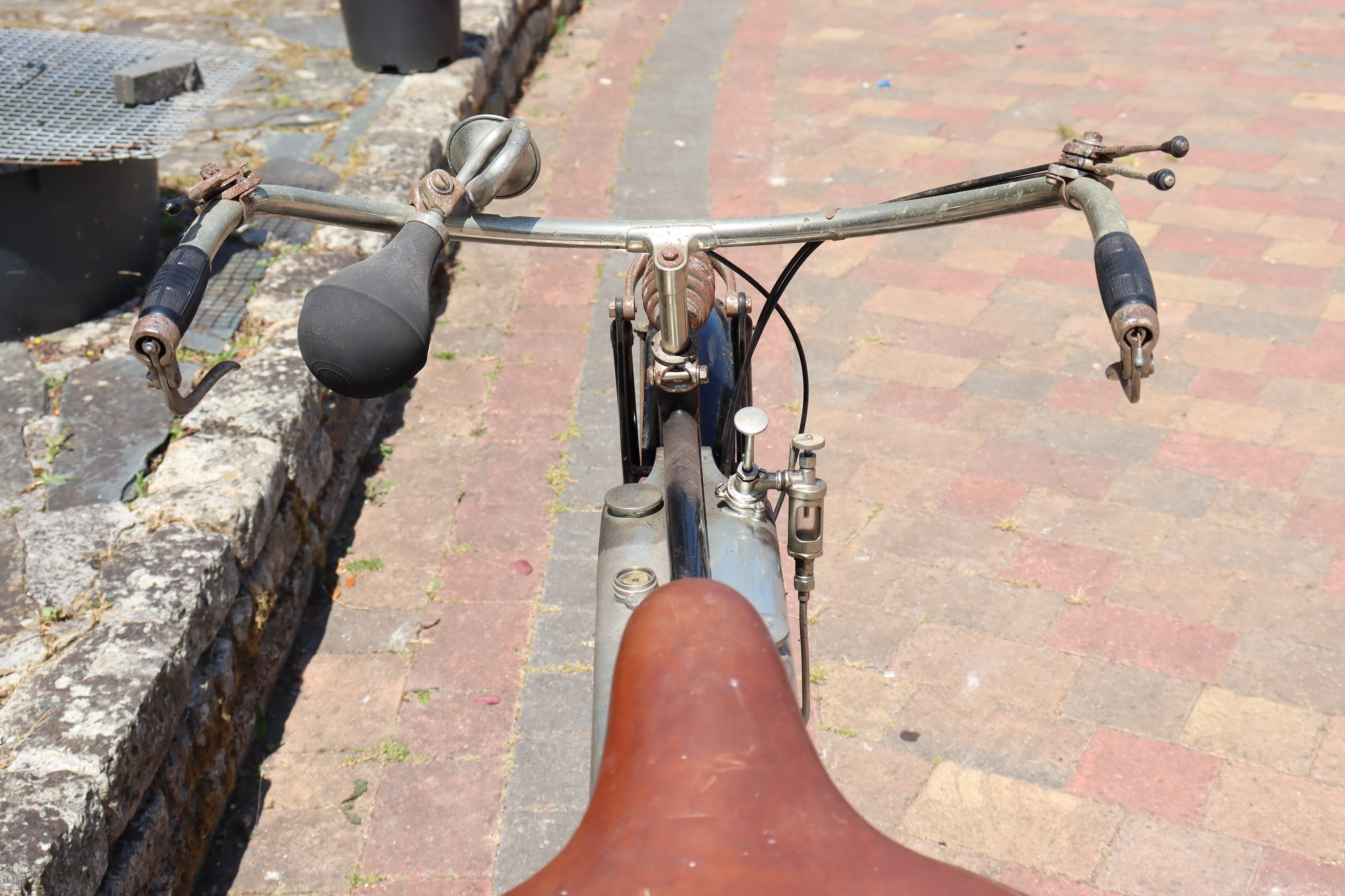 Lot 125 - 1913 Triumph Model H