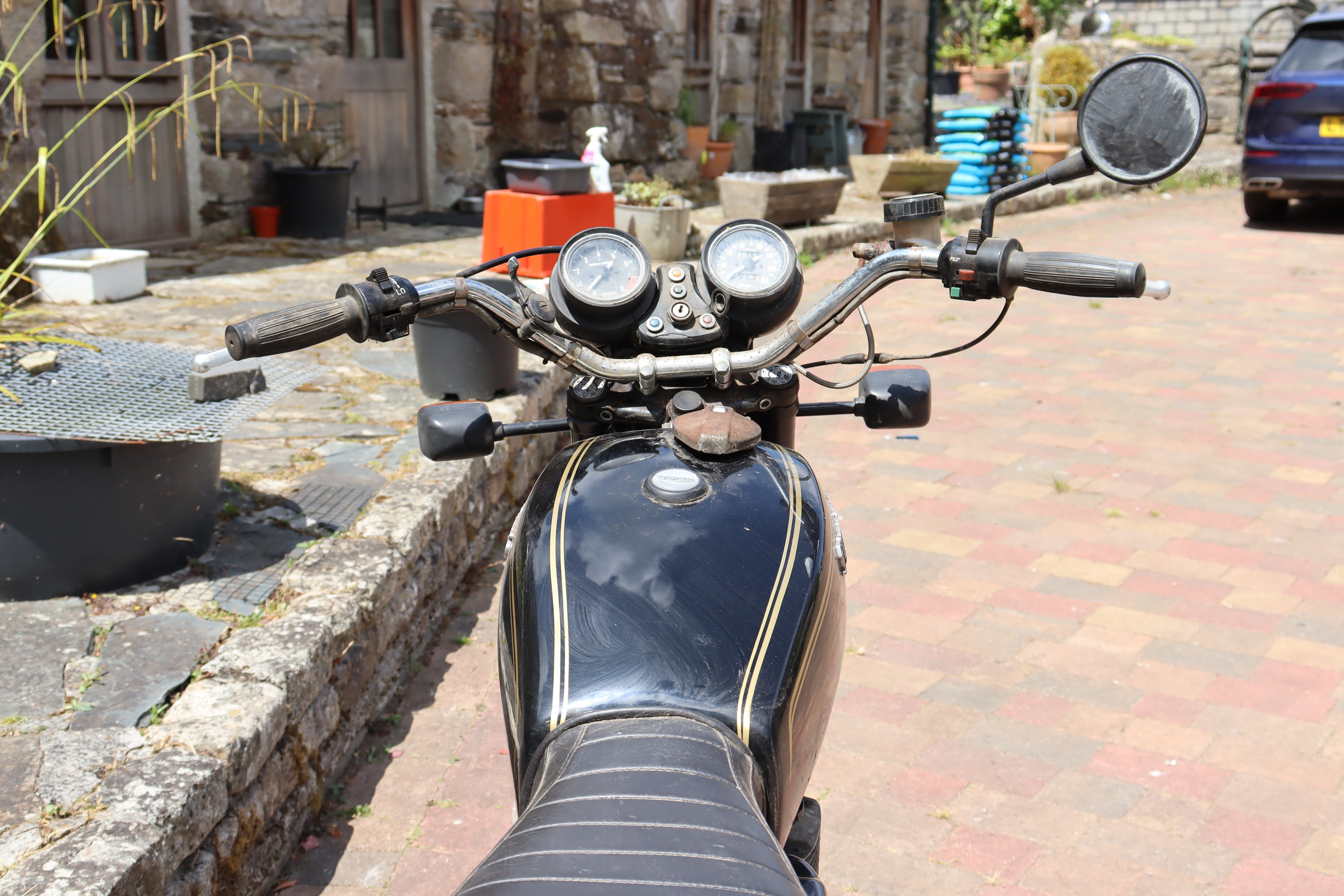 Lot 148 - 1983 Triumph T140 TSS