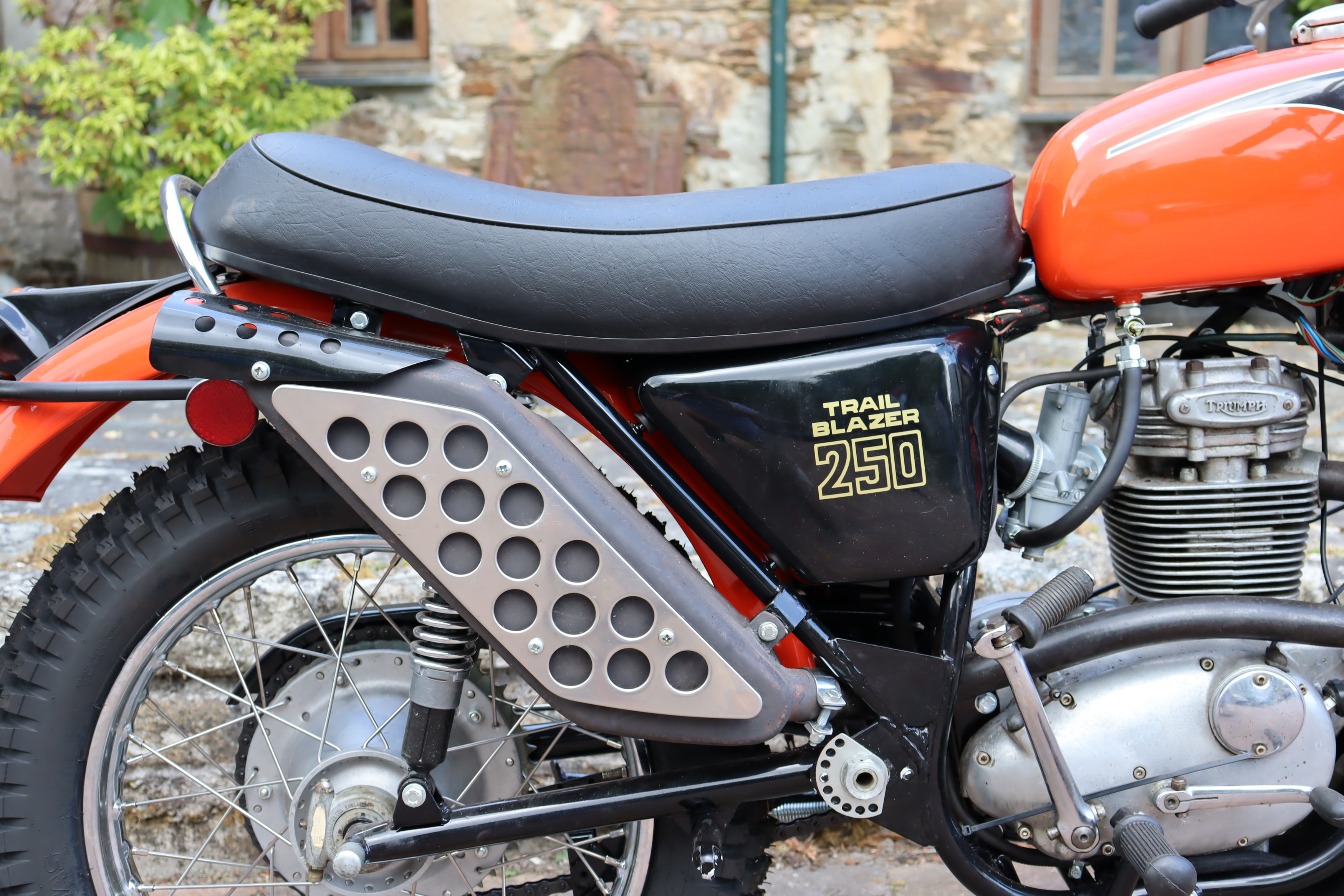 Lot 160 - Triumph T25T Trail Blazer