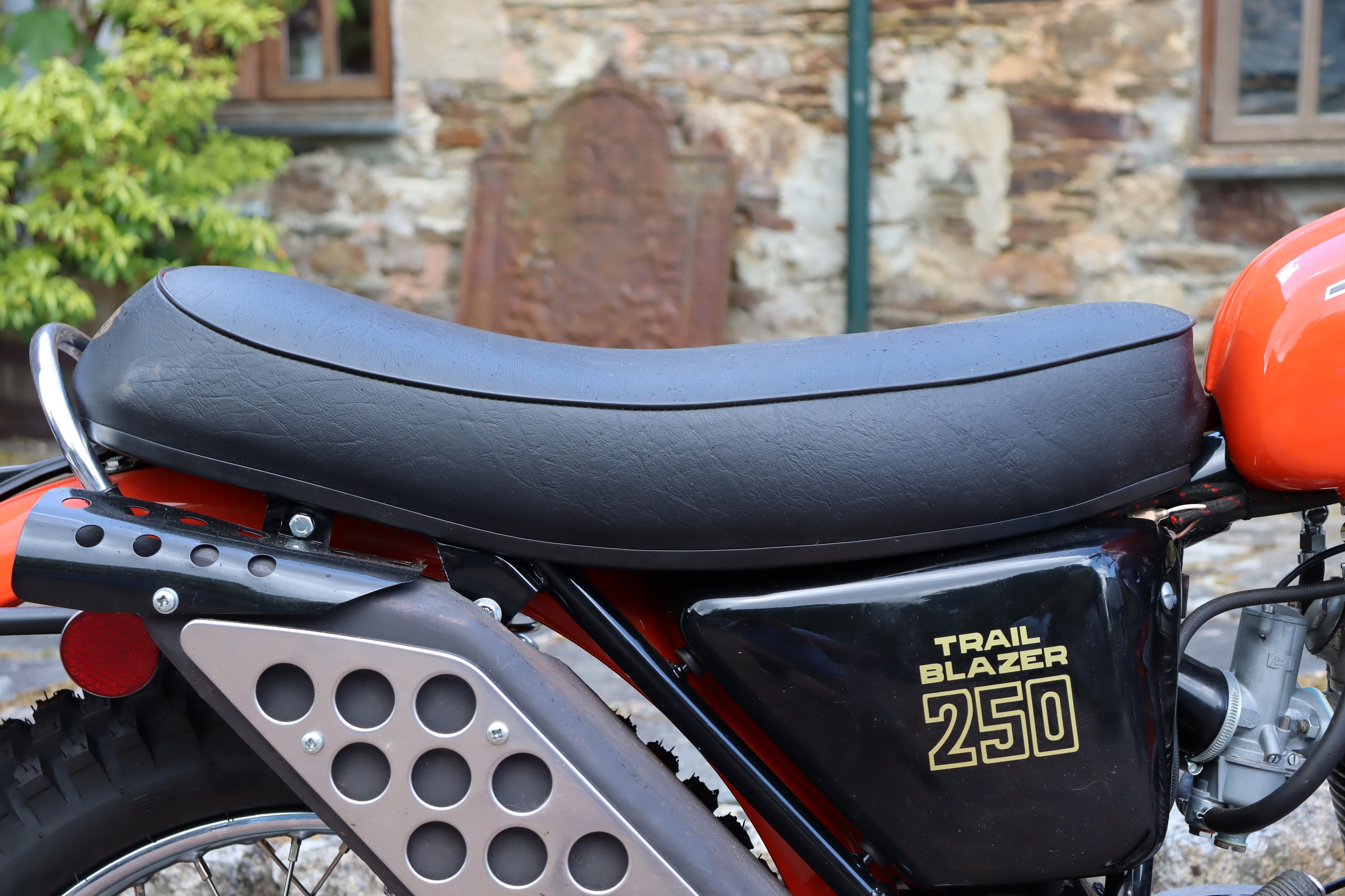 Lot 160 - Triumph T25T Trail Blazer