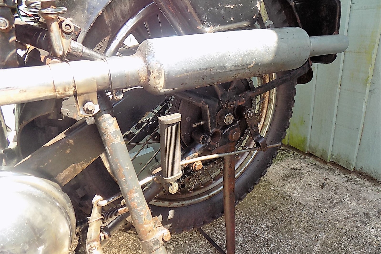 Lot 223 - 1940 Royal Enfield JS 500 Bullet