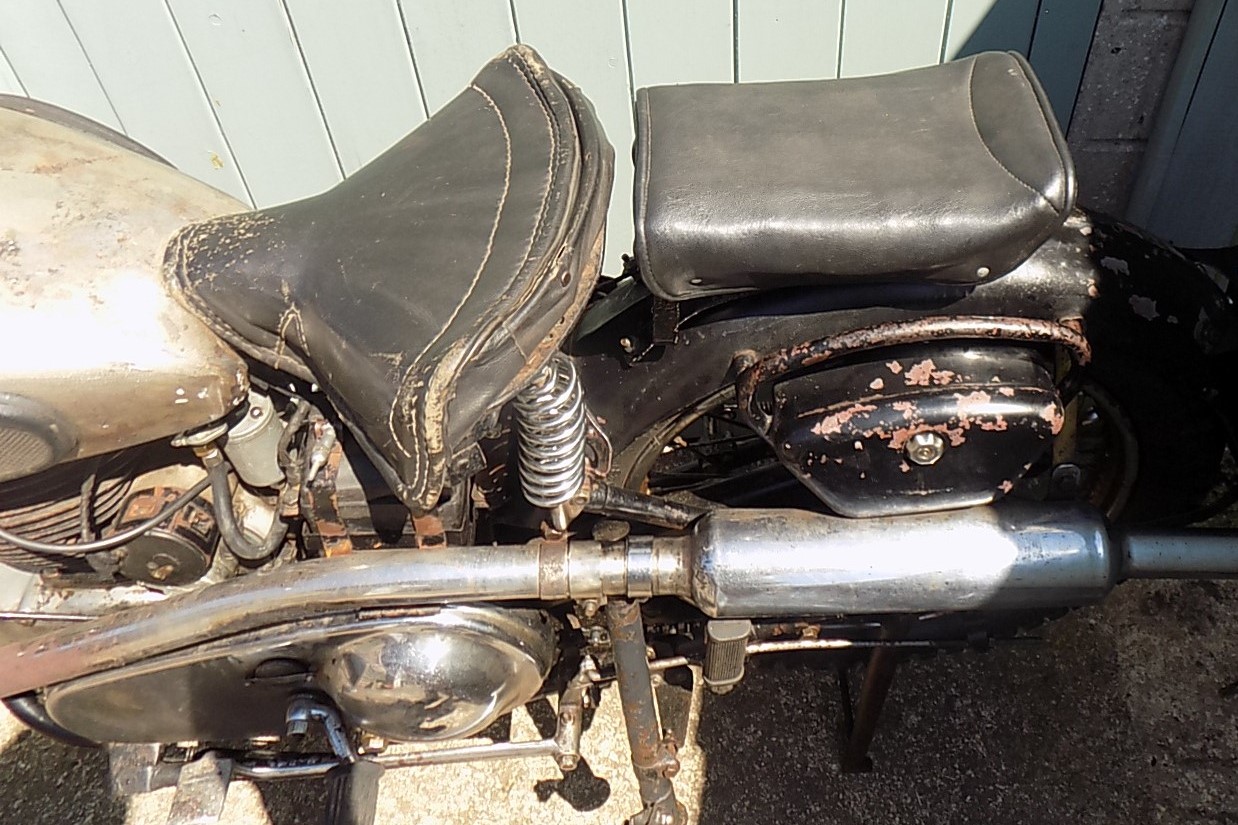 Lot 223 - 1940 Royal Enfield JS 500 Bullet