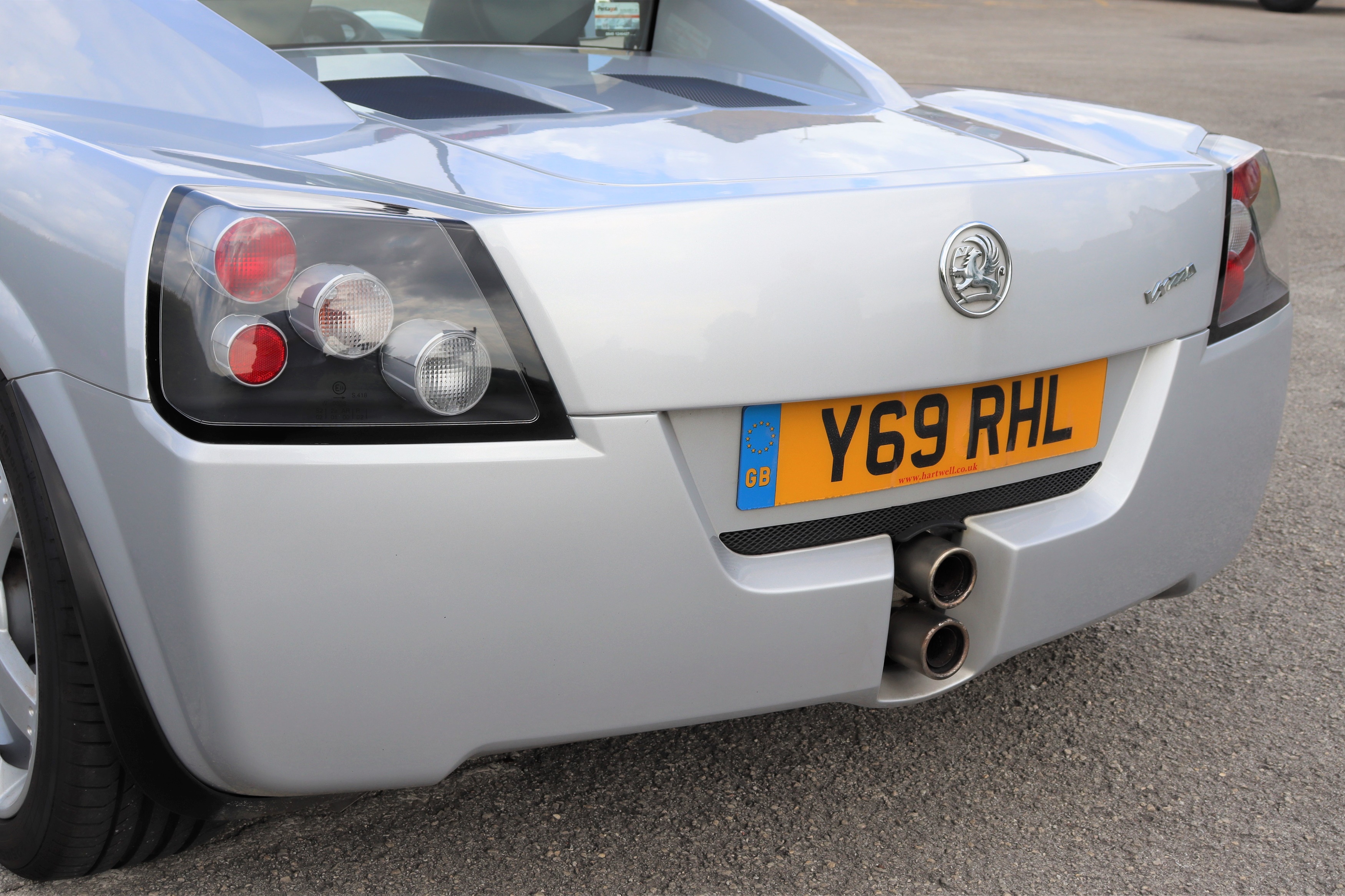 Lot 92 - 2001 Vauxhall VX220