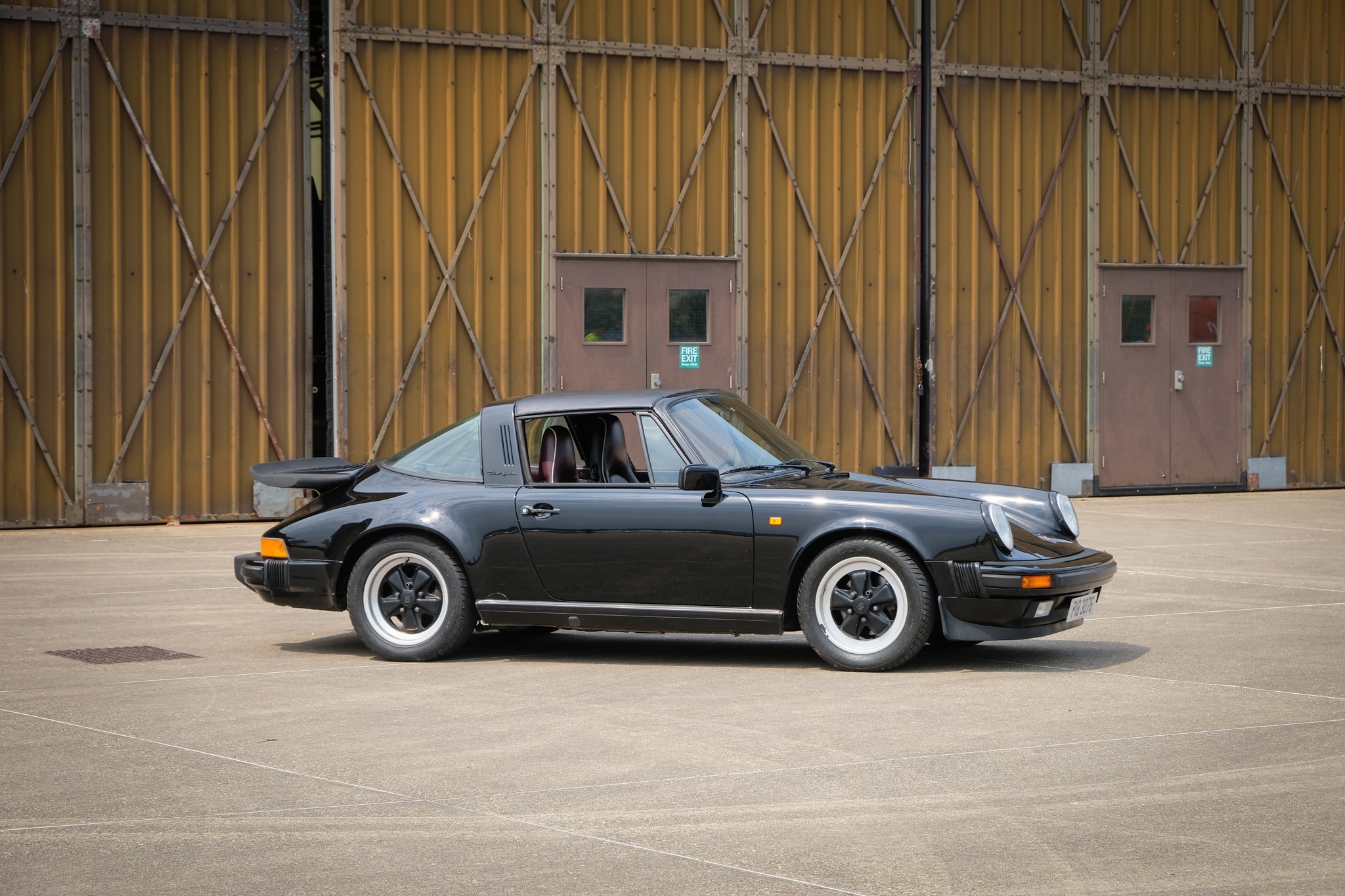 Lot 72 - 1987 Porsche 911 Carrera 3.2 Targa