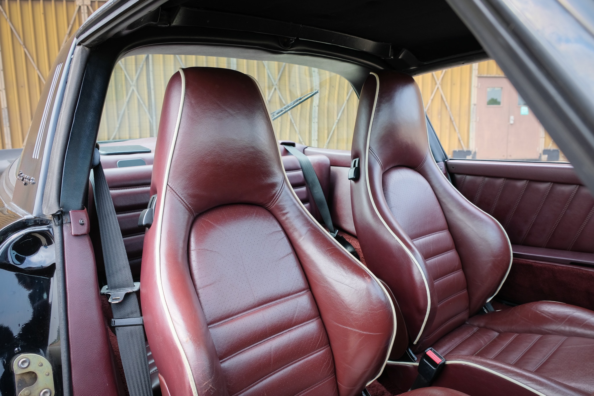 Lot 72 - 1987 Porsche 911 Carrera 3.2 Targa