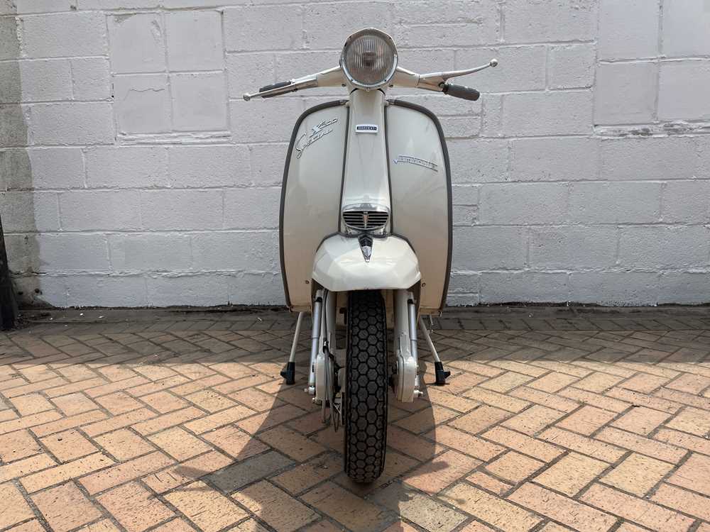 Lot 42 - 1968 Lambretta SX200