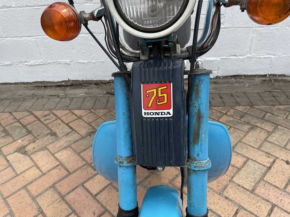 Lot 25 - 1979 Honda NF75 Hondamatic