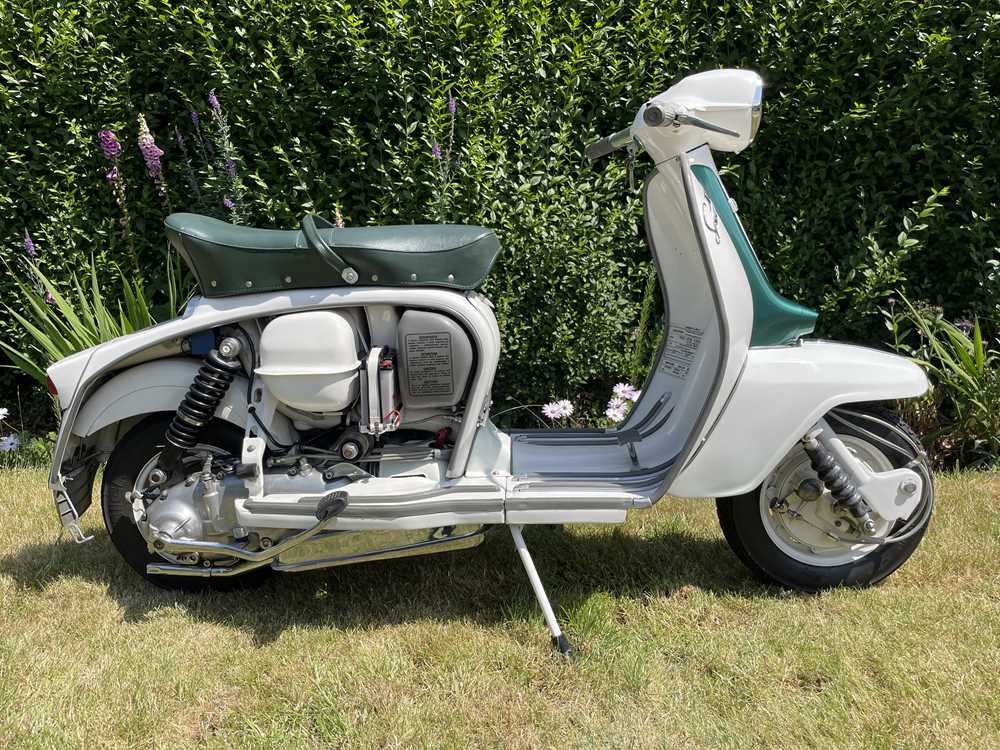 Lot 9 - 1968 Lambretta SX200