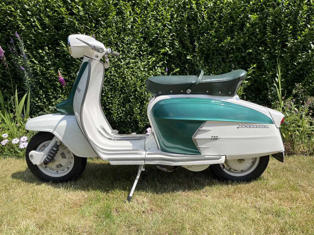 Lot 9 - 1968 Lambretta SX200