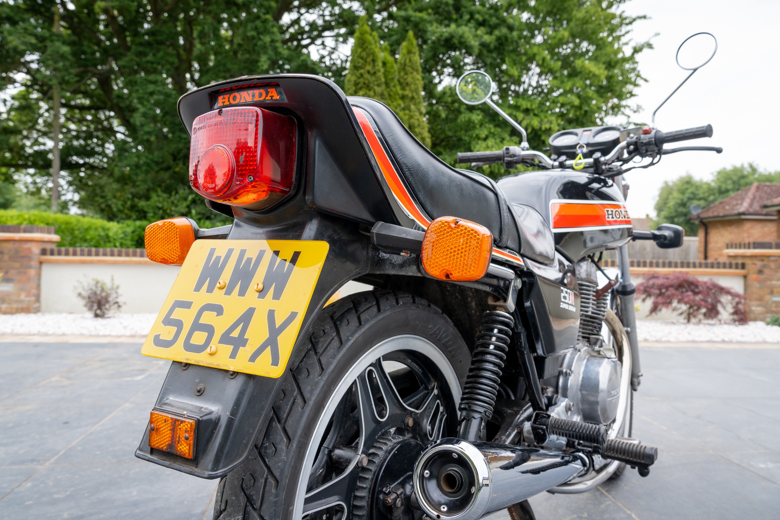 Lot 284 - 1981 Honda CB250N Superdream