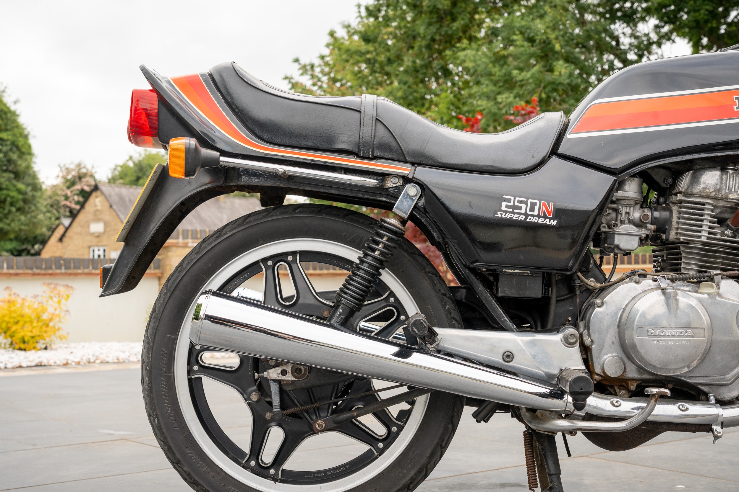 Lot 284 - 1981 Honda CB250N Superdream