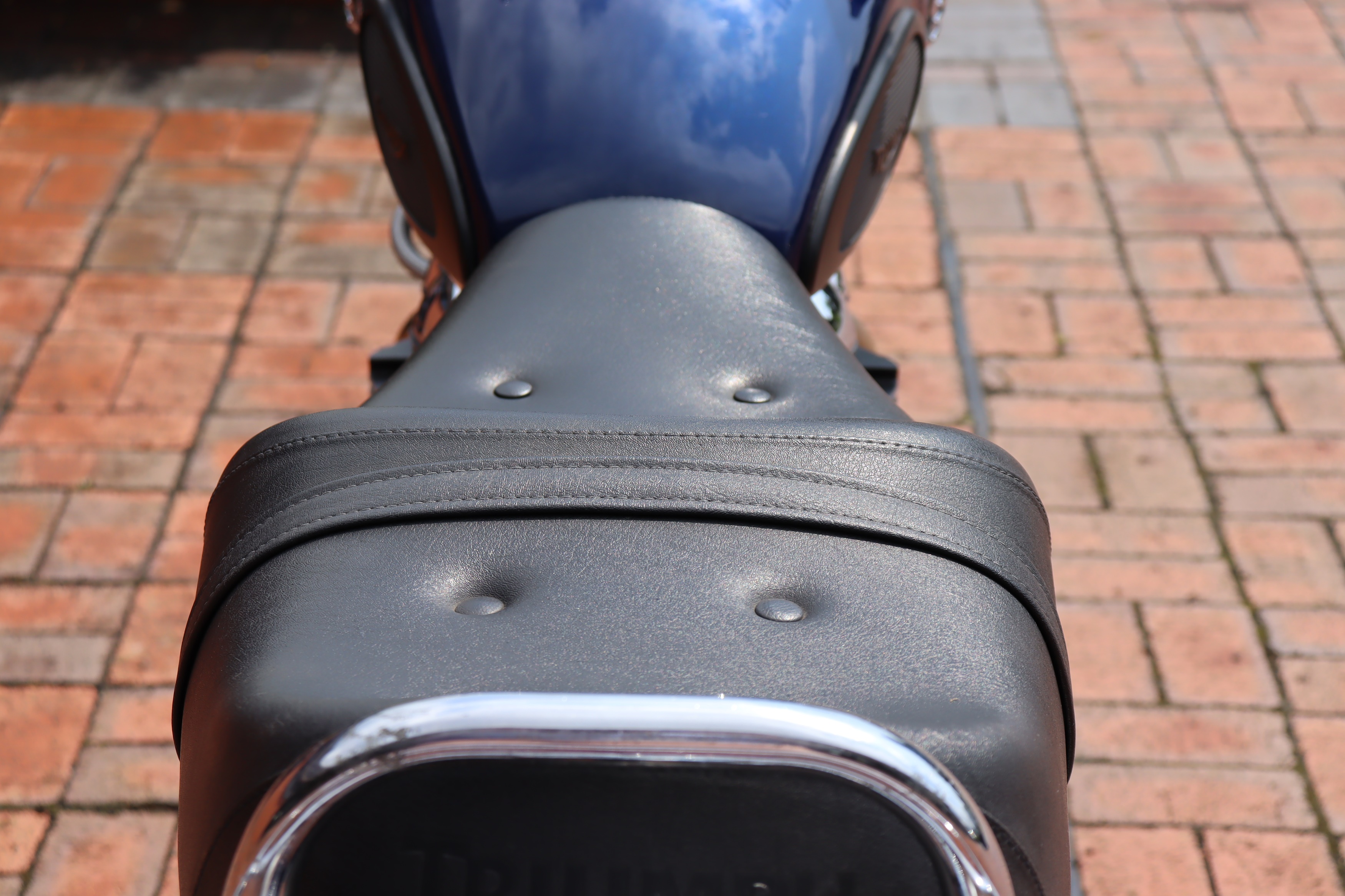 Lot 111 - 2009 Triumph Bonneville 865 SE