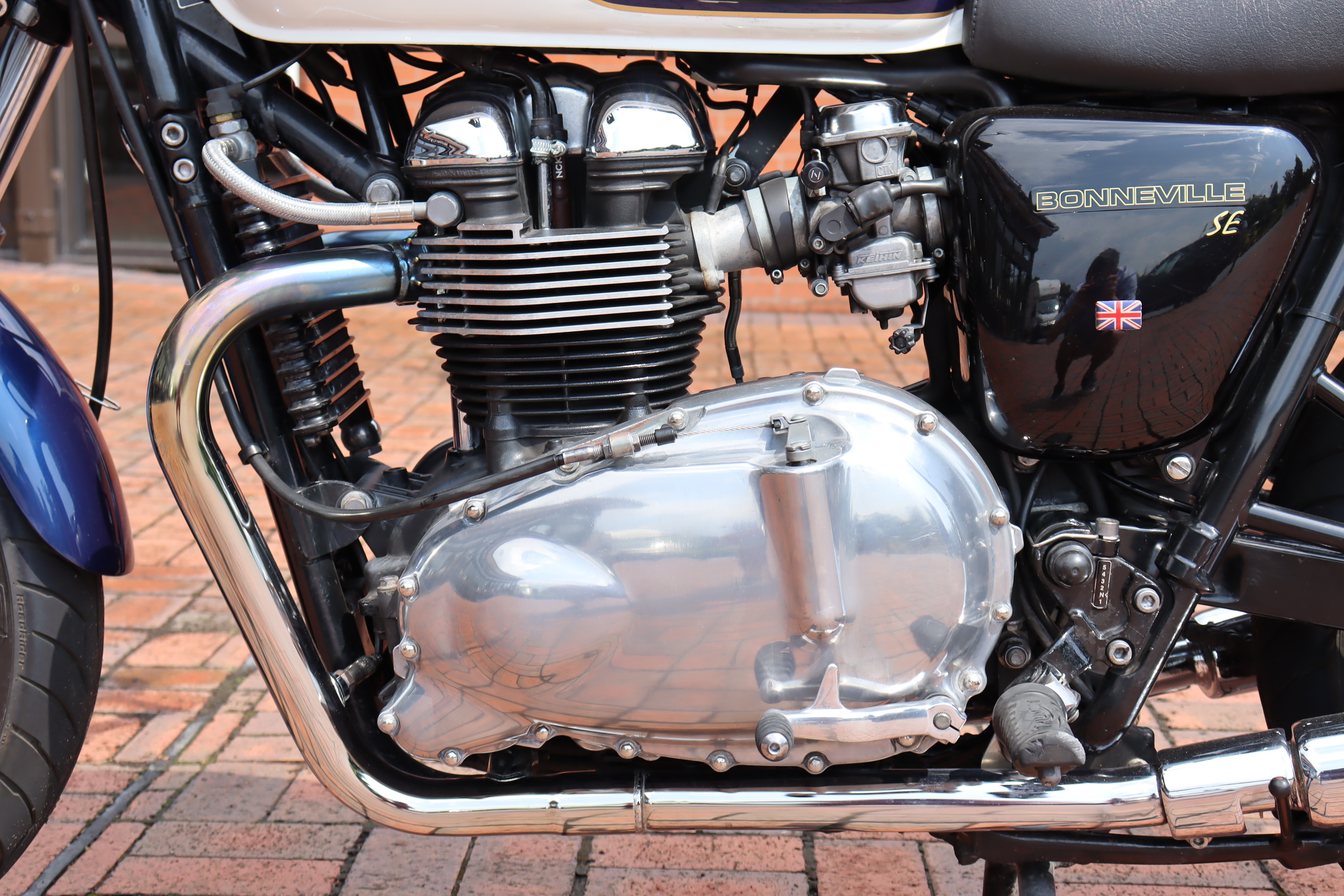 Lot 111 - 2009 Triumph Bonneville 865 SE