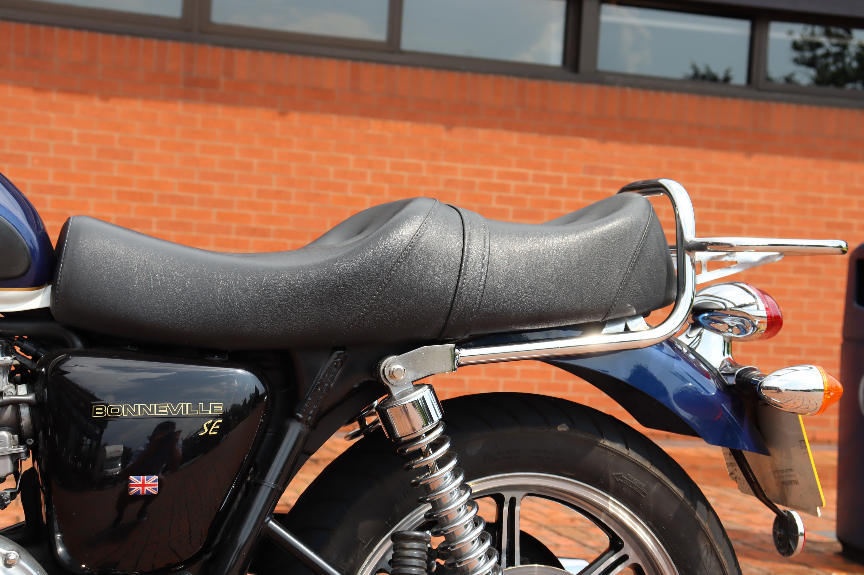 Lot 111 - 2009 Triumph Bonneville 865 SE