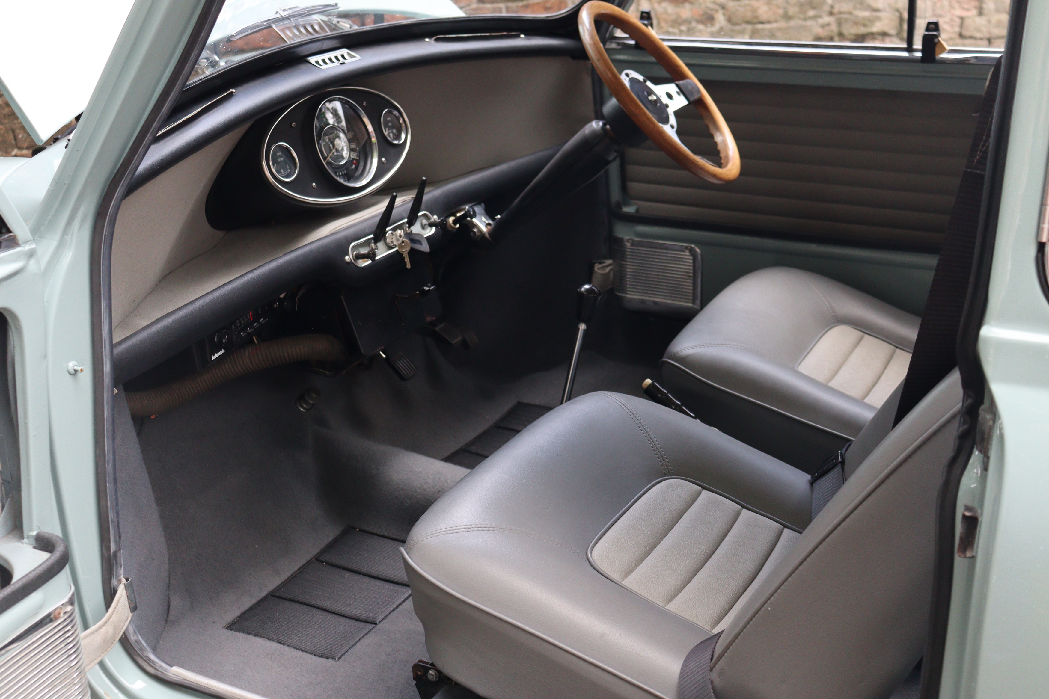 Lot 32 - 1963 Austin Mini Cooper MkI 997cc