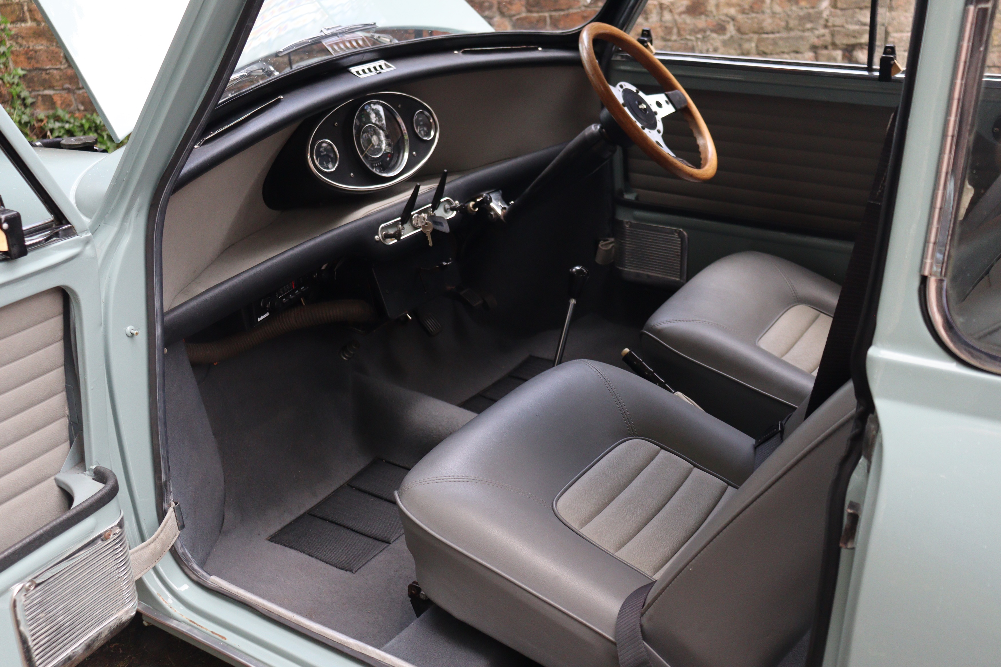 Lot 32 - 1963 Austin Mini Cooper MkI 997cc