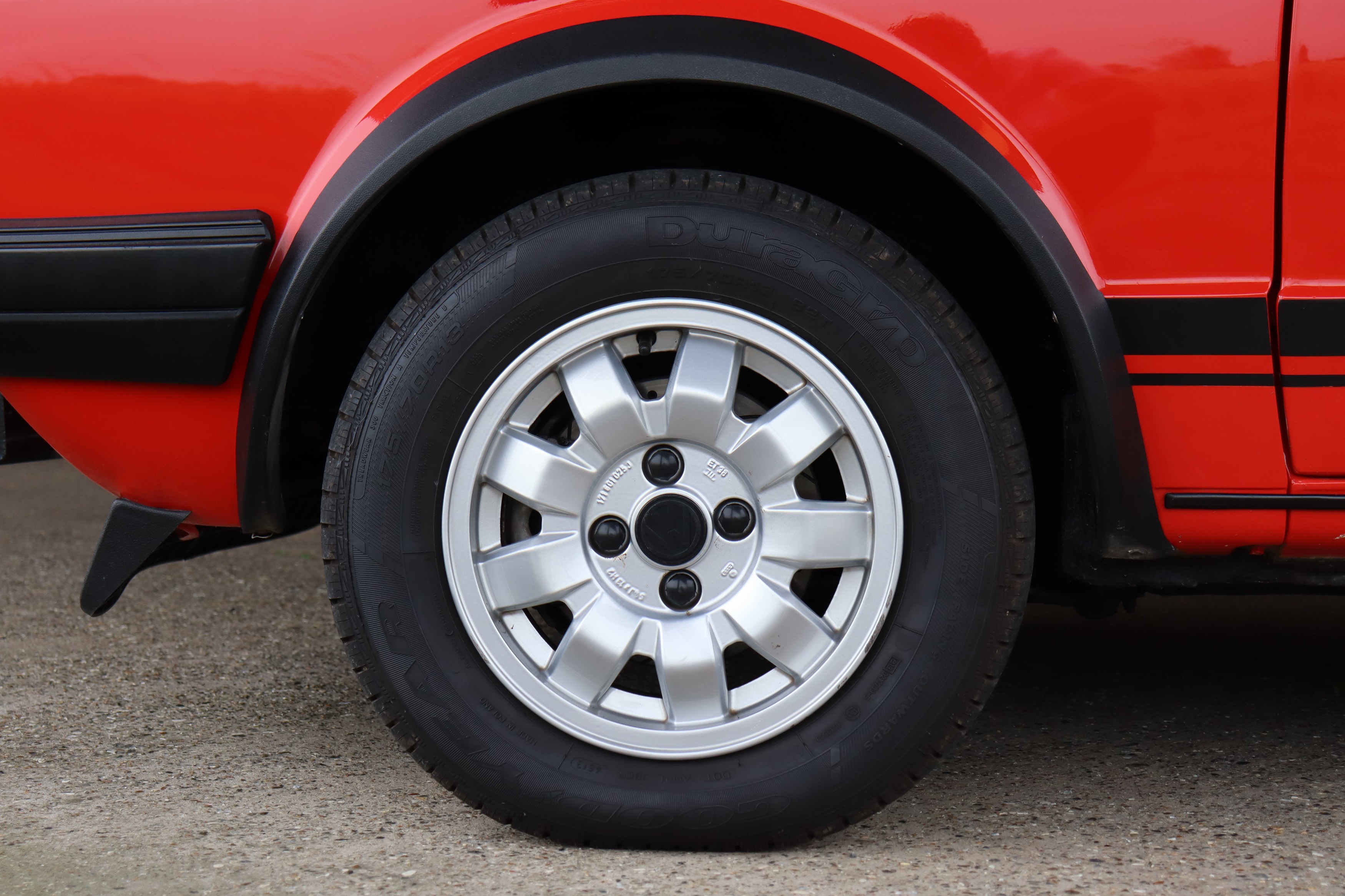 Lot 121 - 1981 Volkswagen Golf GTi