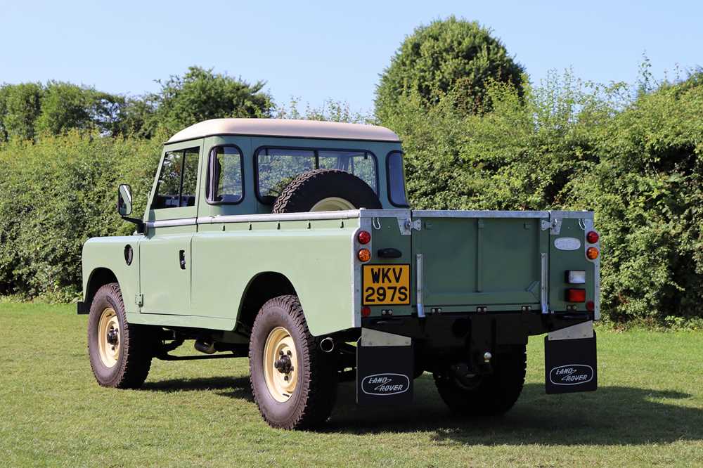 Lot 80 - 1977 Land Rover Series III 109