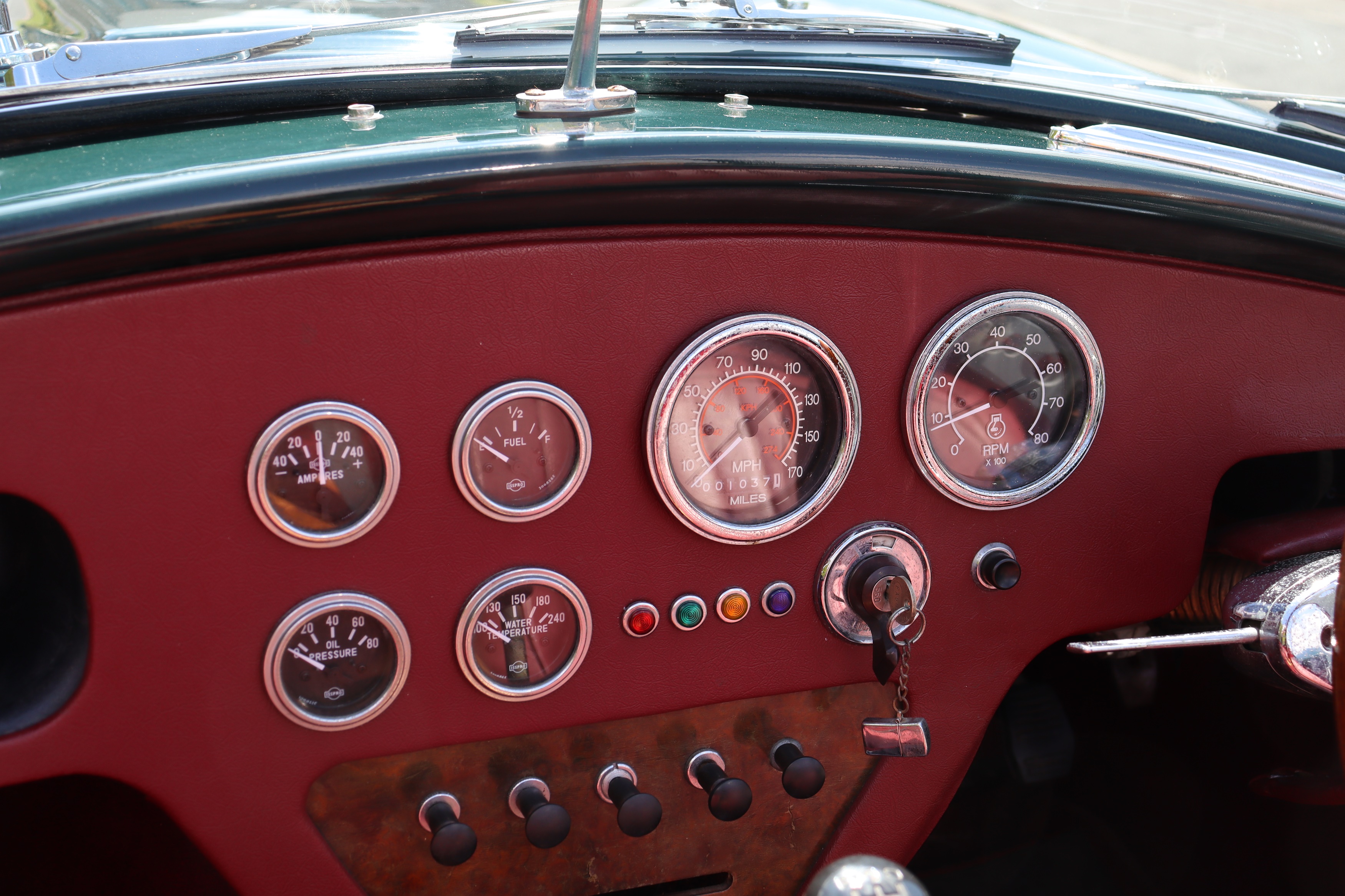 Lot 33 - 1983 Pilgrim Sumo Cobra Evocation