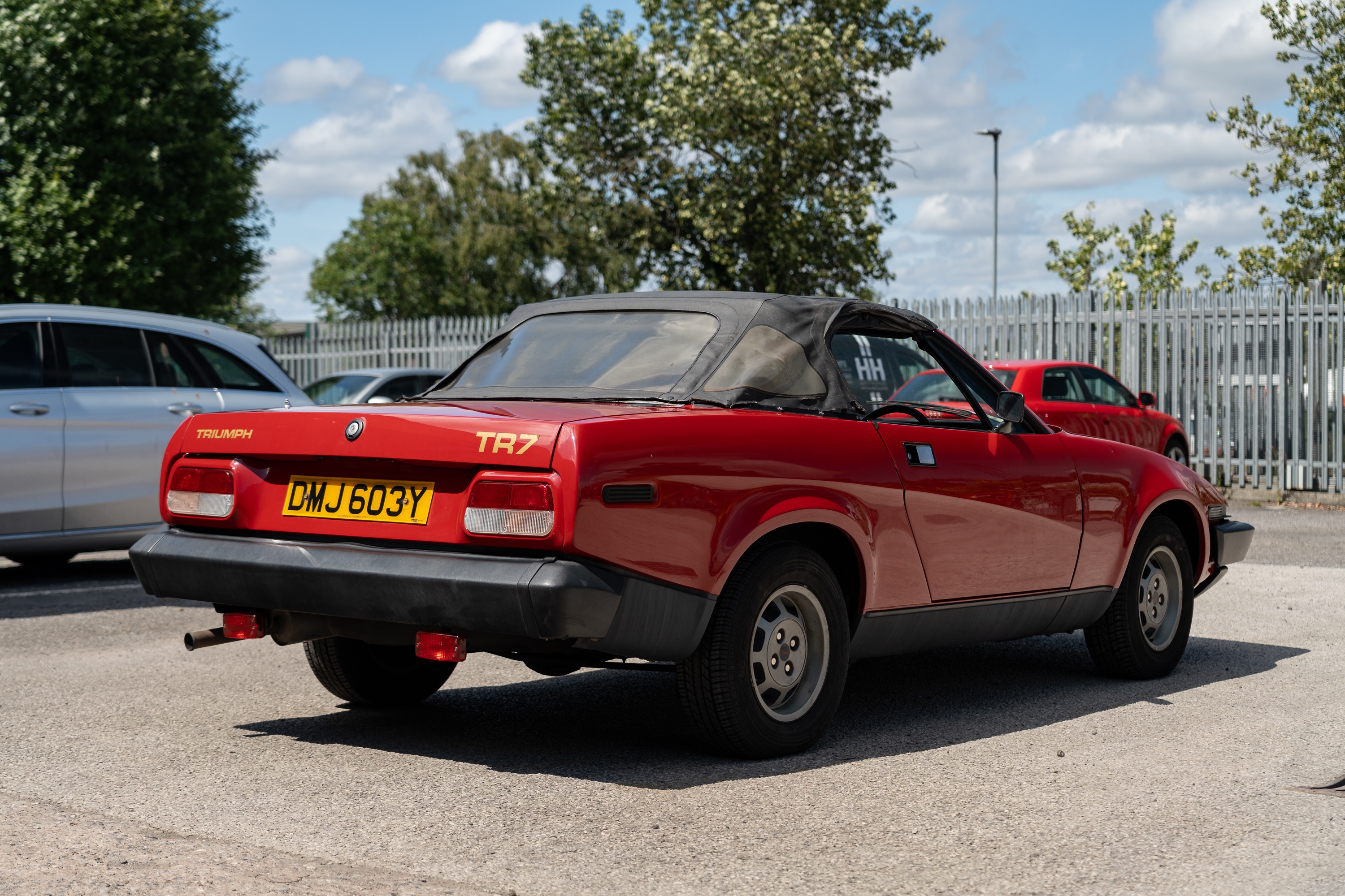 Lot 27 - 1982 Triumph TR7 Convertible