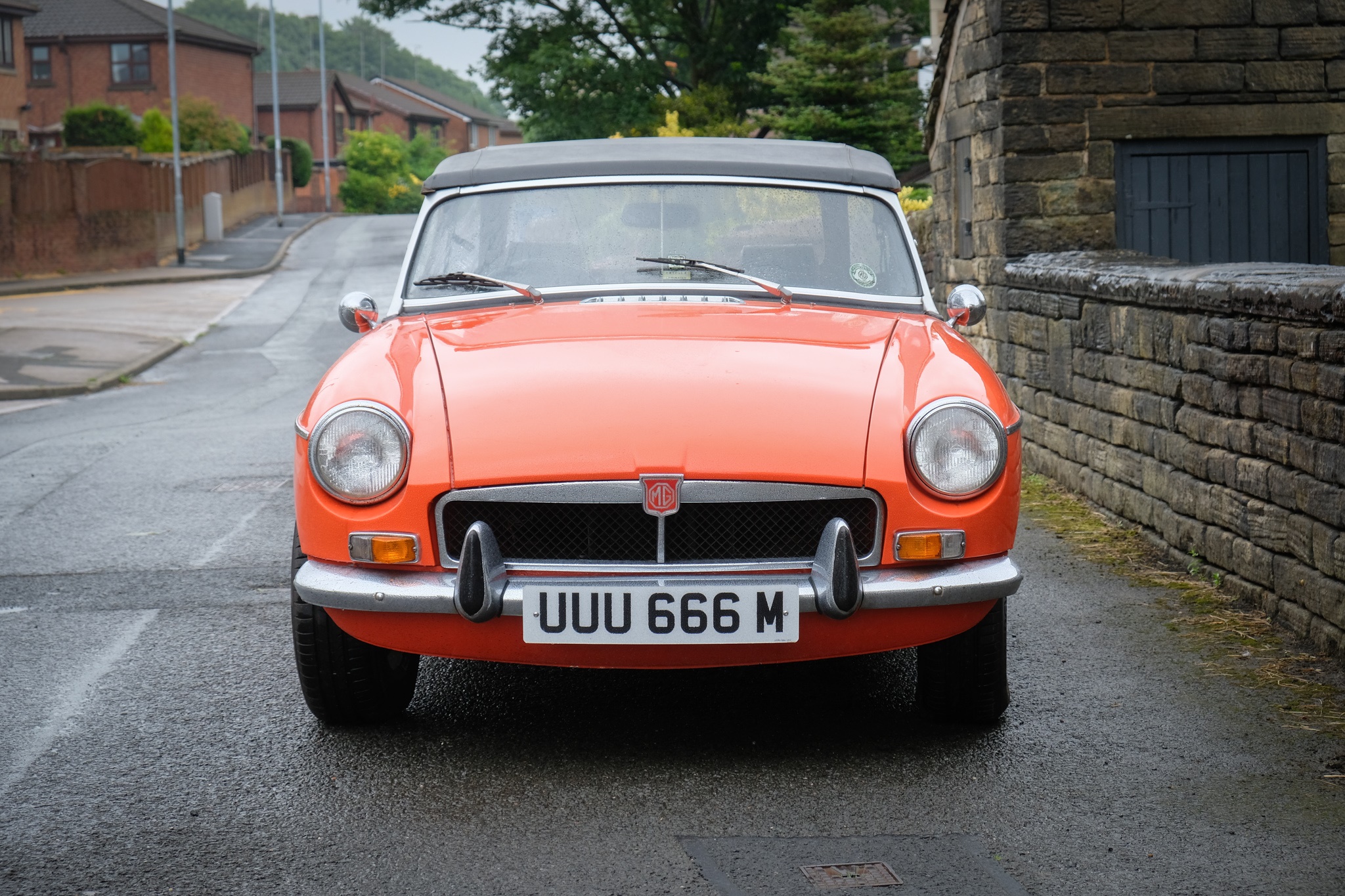 Lot 84 - 1973 MG B Roadster