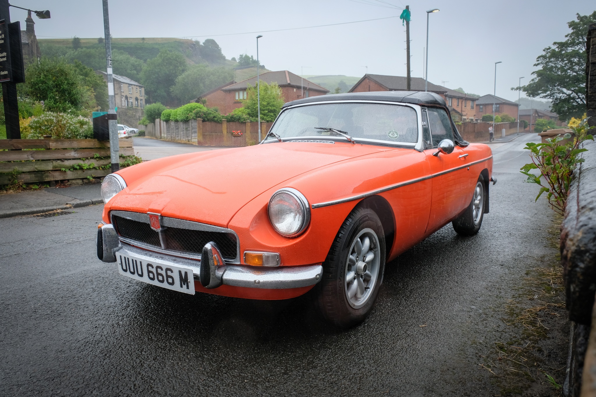 Lot 84 - 1973 MG B Roadster
