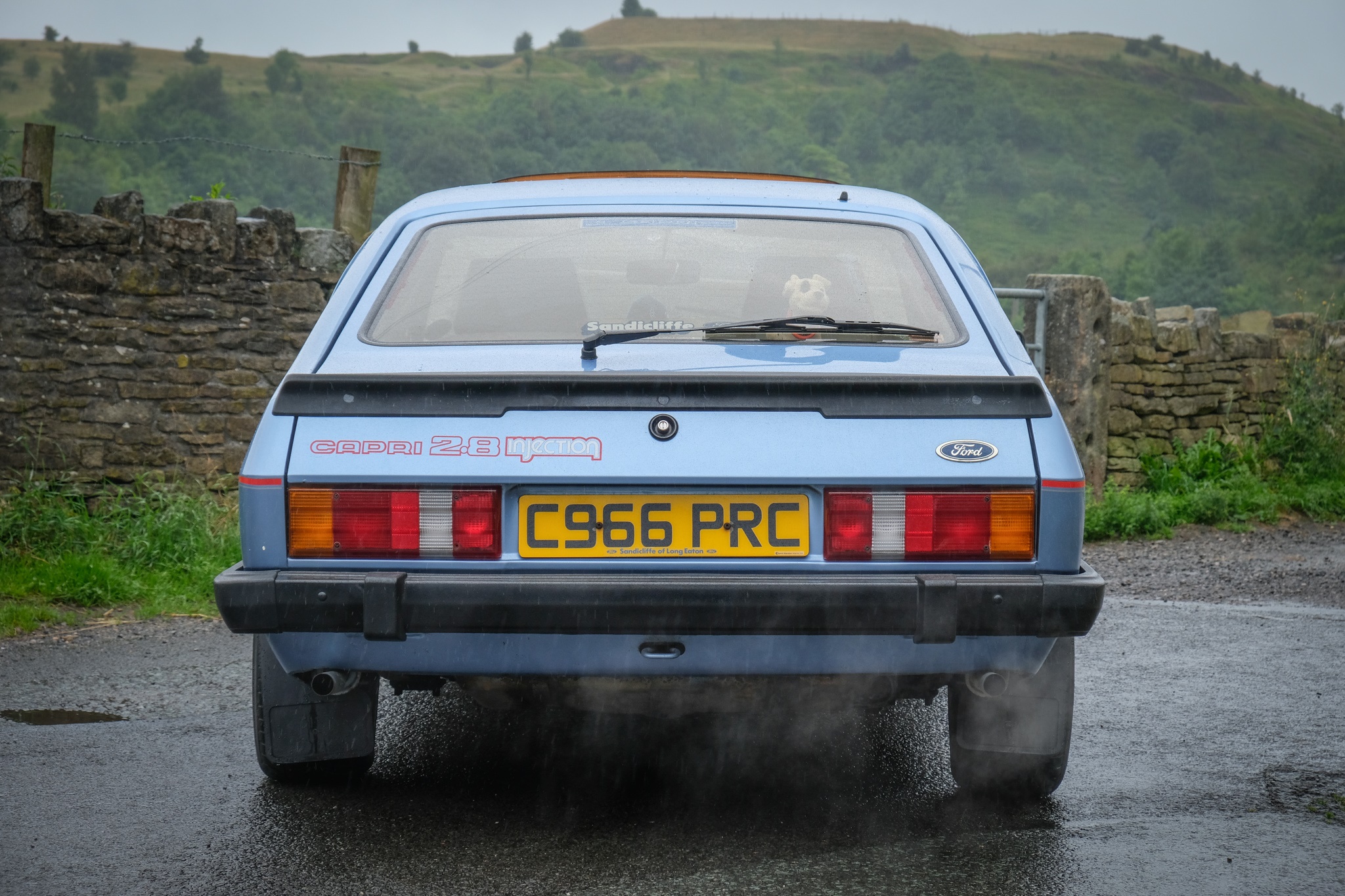 Lot 22 - 1986 Ford Capri 2.8i Special