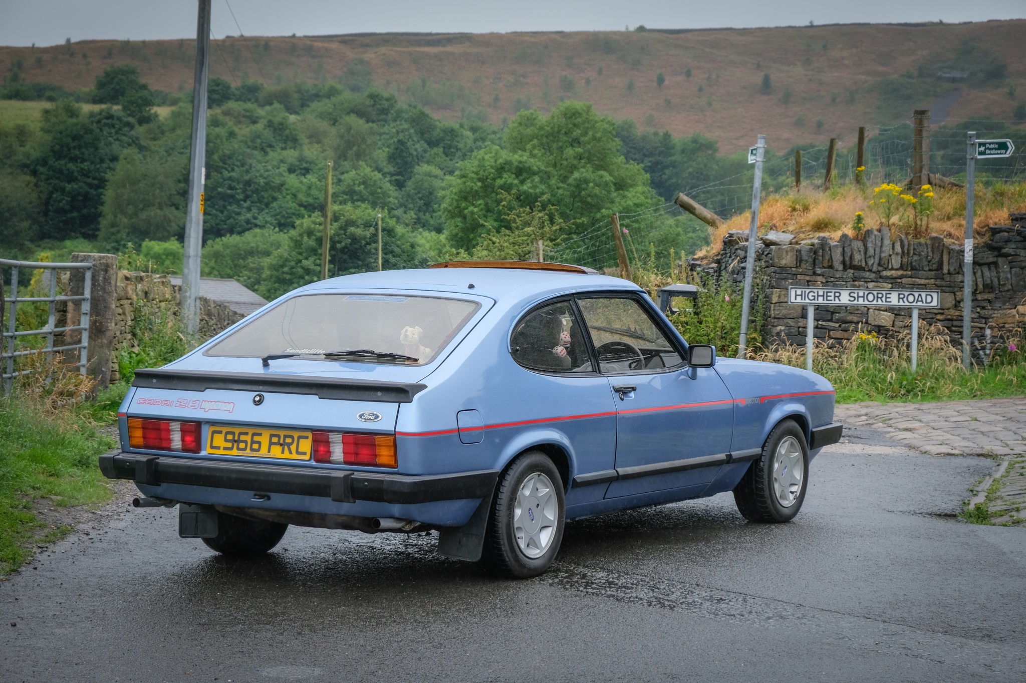 Lot 22 - 1986 Ford Capri 2.8i Special