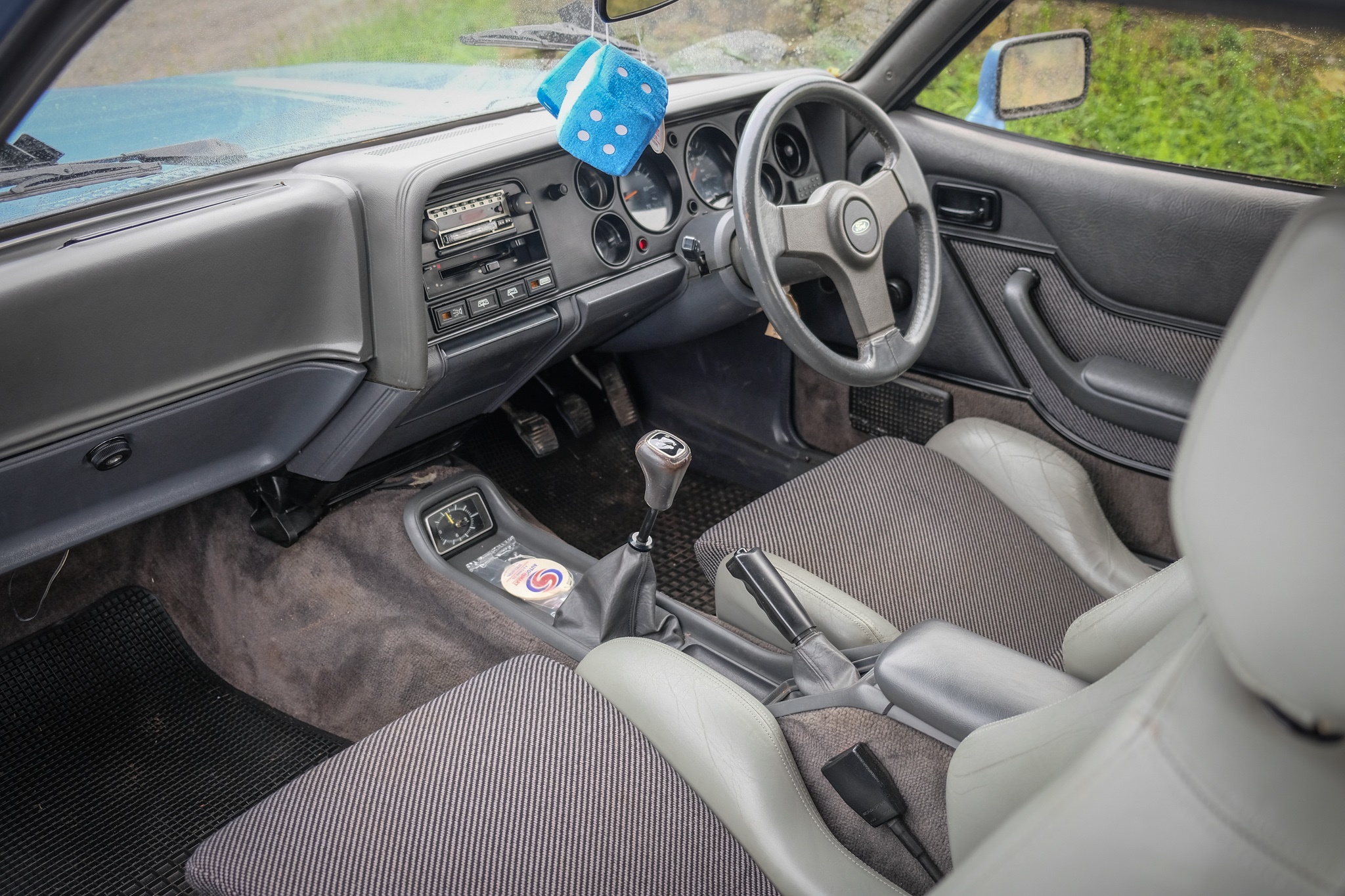 Lot 22 - 1986 Ford Capri 2.8i Special