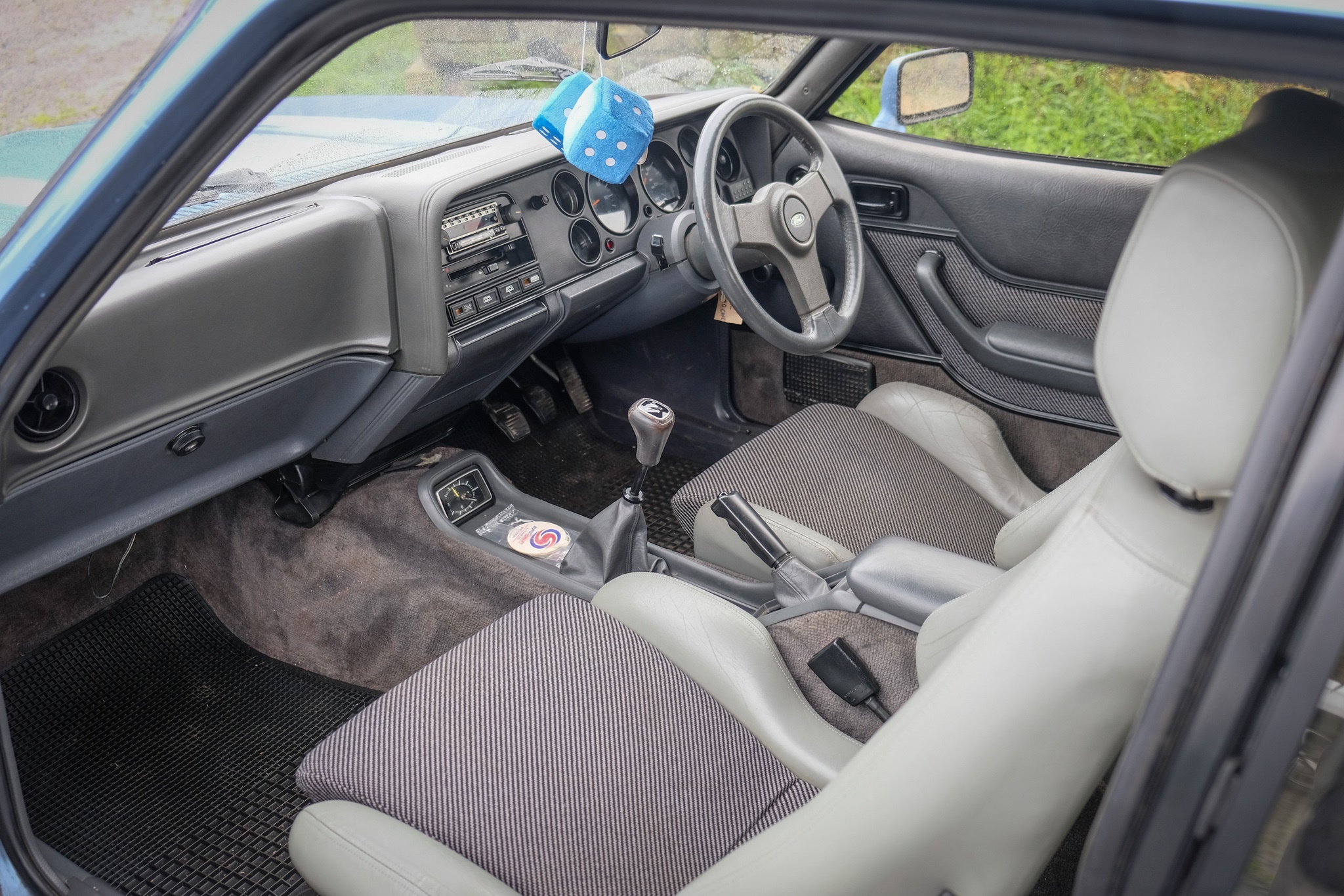 Lot 22 - 1986 Ford Capri 2.8i Special