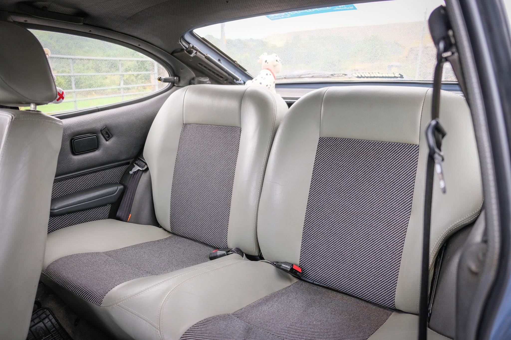 Lot 22 - 1986 Ford Capri 2.8i Special