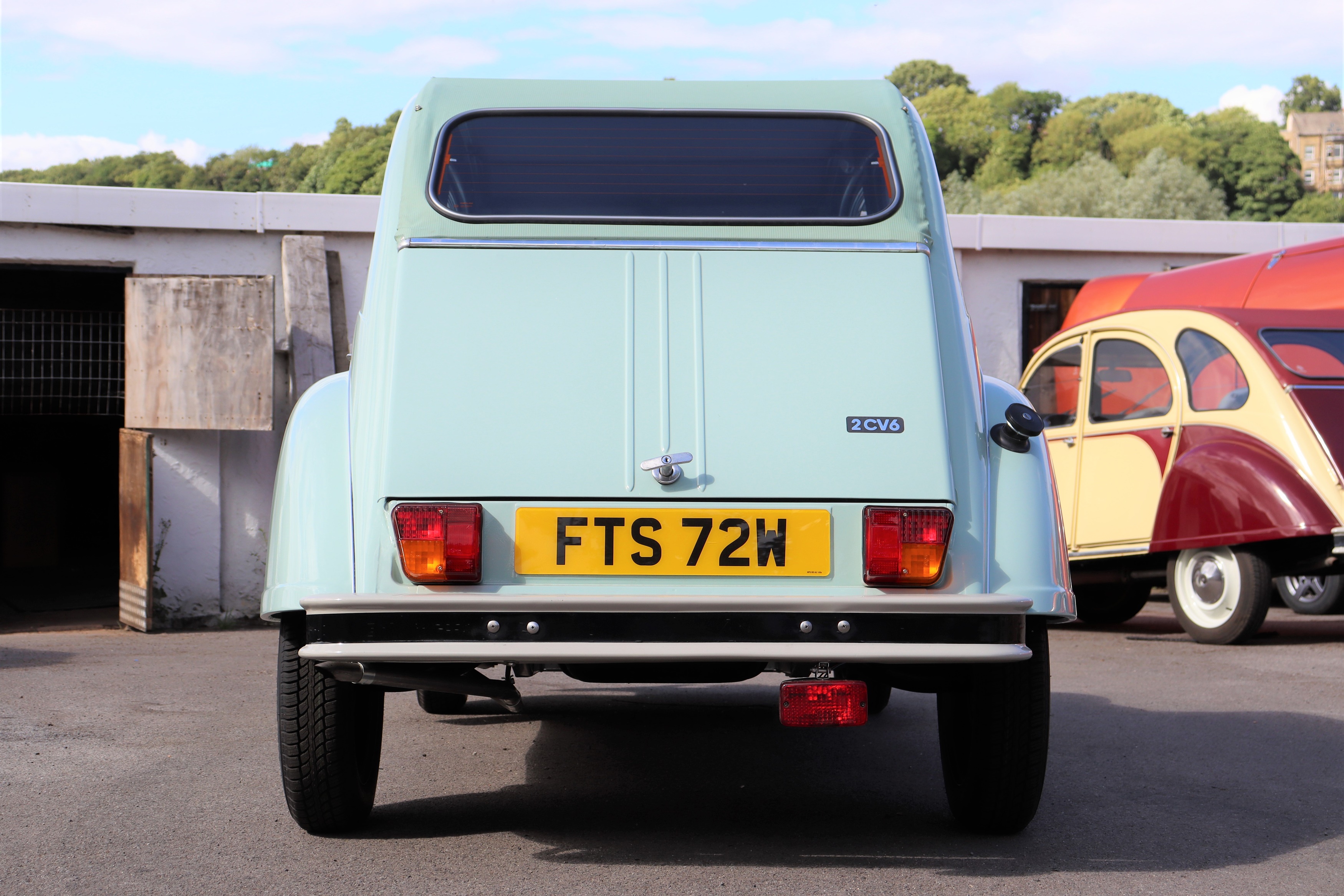 Lot 118 - 1981 Citroen 2CV 6 Club
