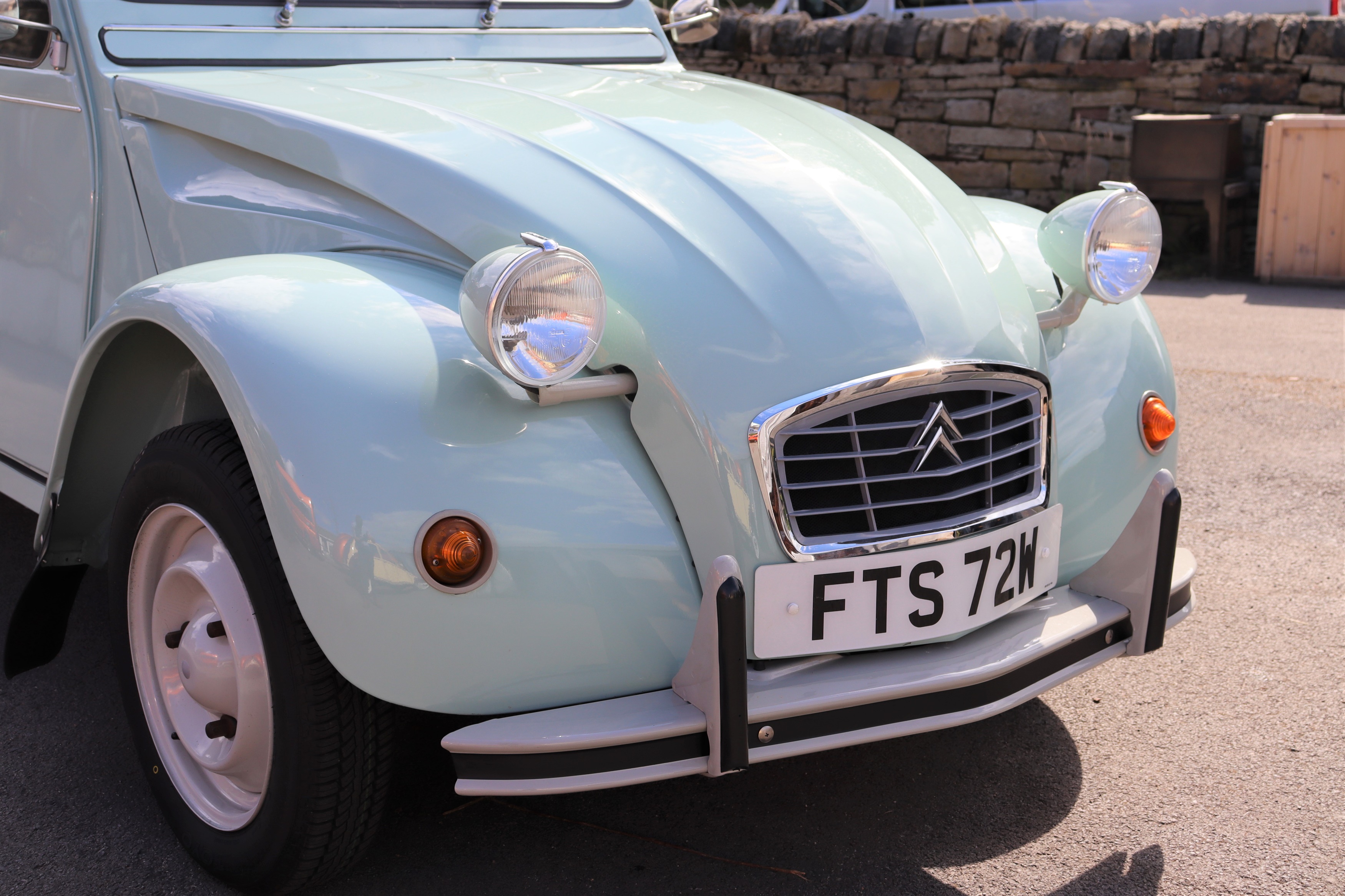 Lot 118 - 1981 Citroen 2CV 6 Club