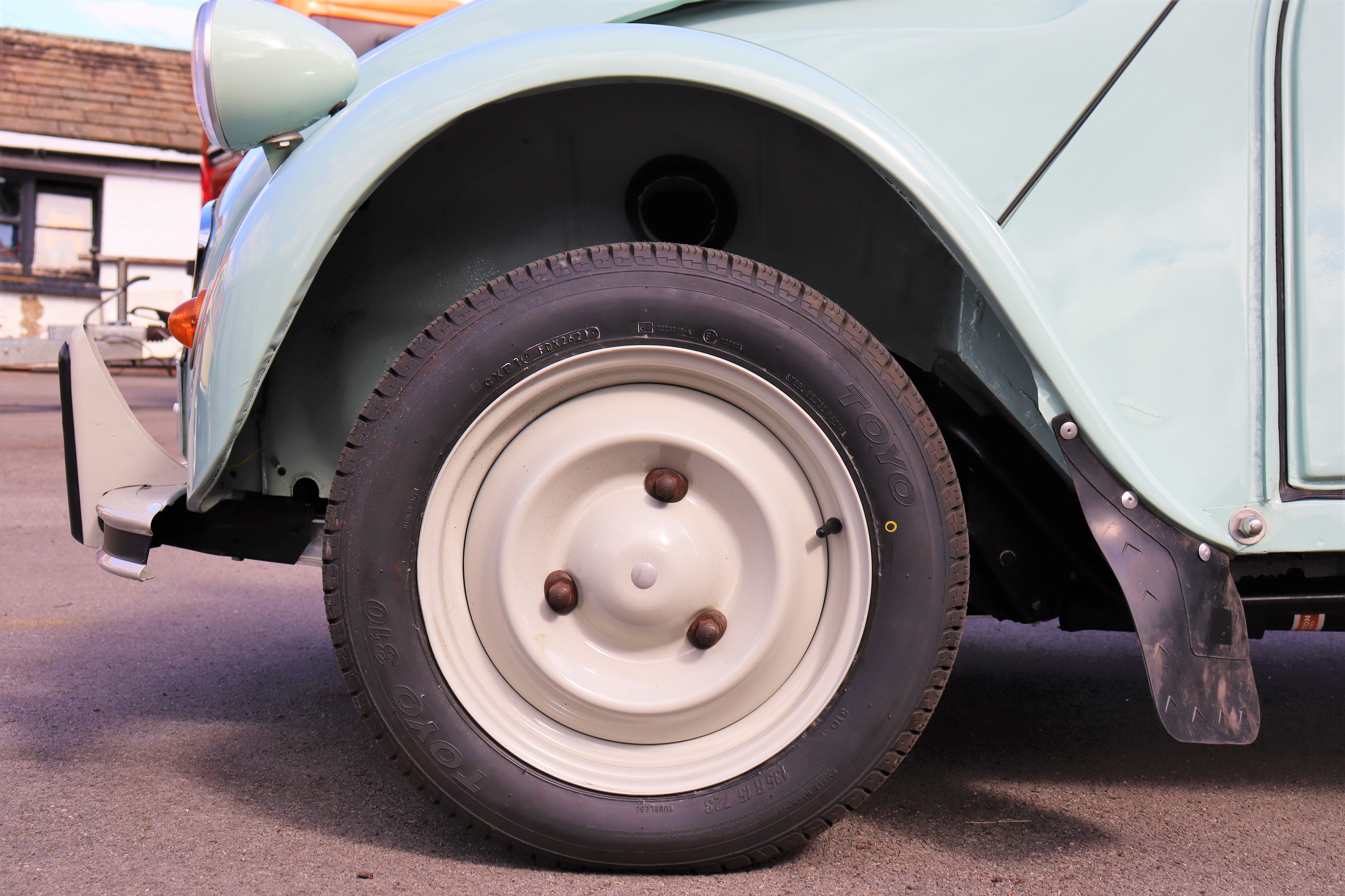 Lot 118 - 1981 Citroen 2CV 6 Club