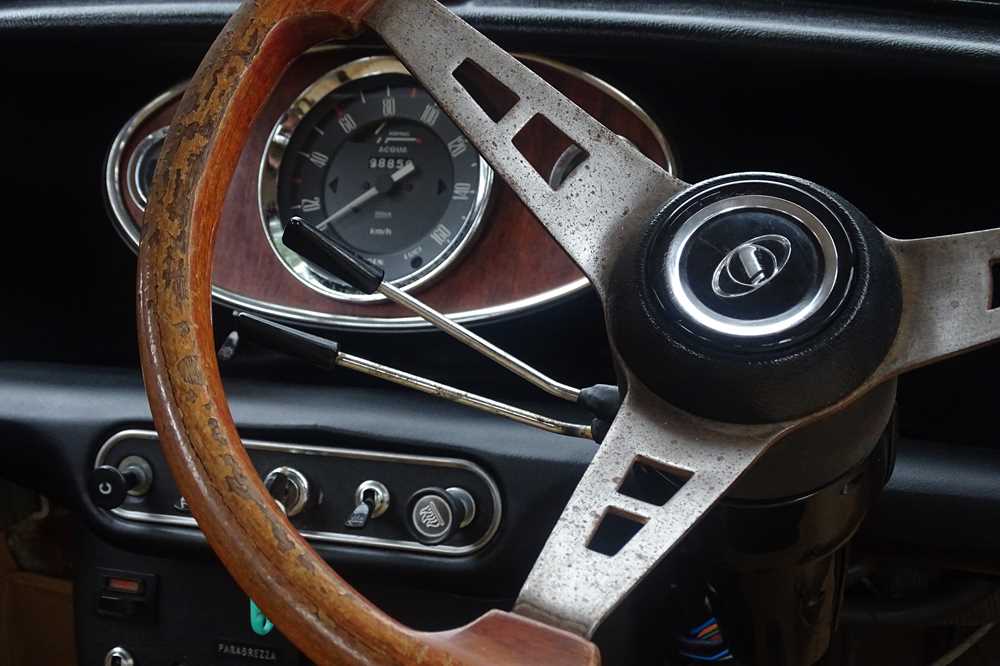 Lot 8 - 1972 Innocenti Mini 1001