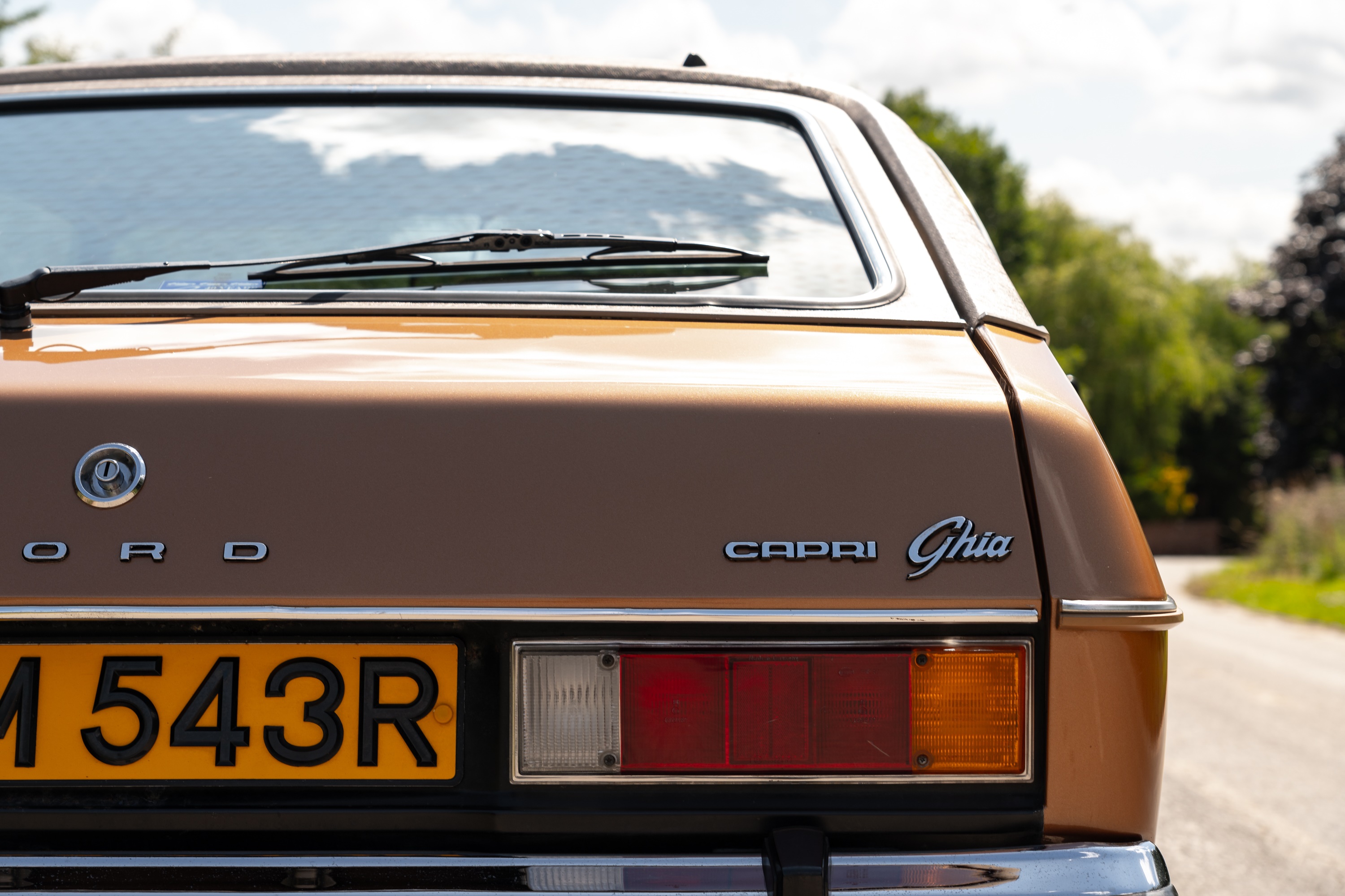 Lot 66 - 1976 Ford Capri Mk2 3.0 Litre Ghia
