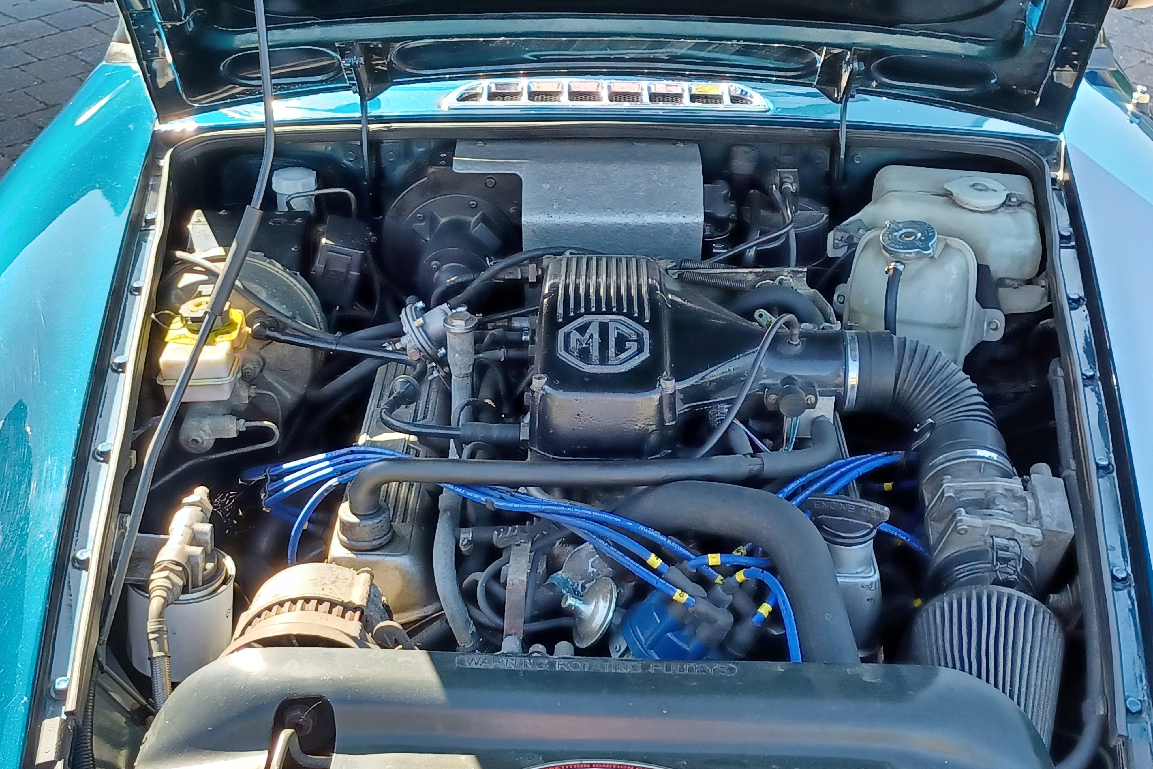 Lot 79 - 1995 MG R V8