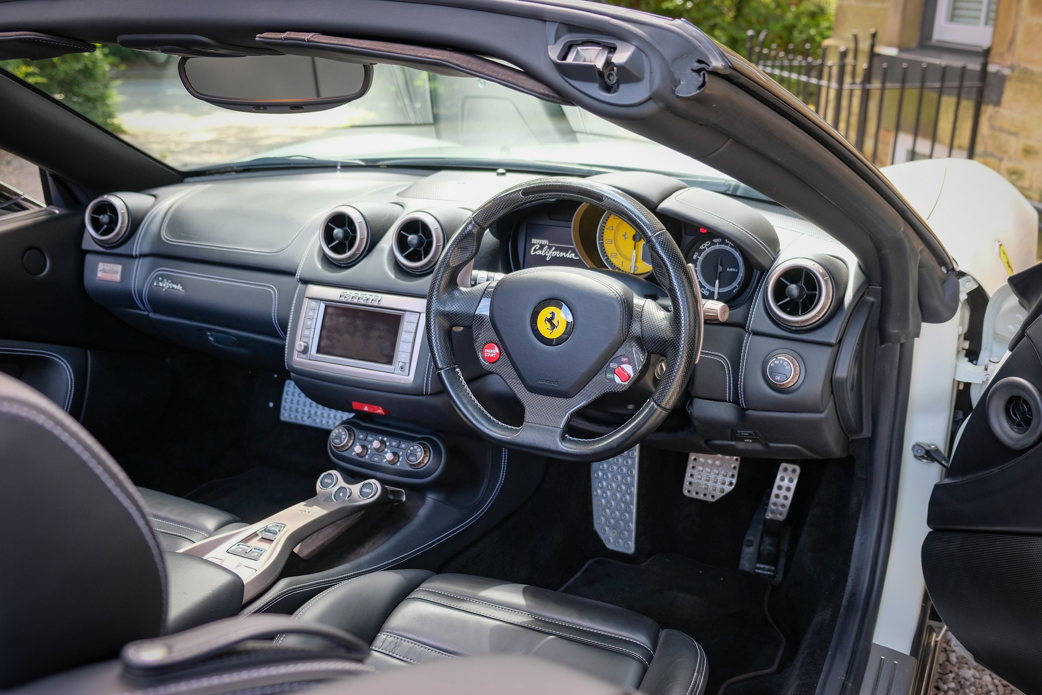 Lot 108 - 2010 Ferrari California