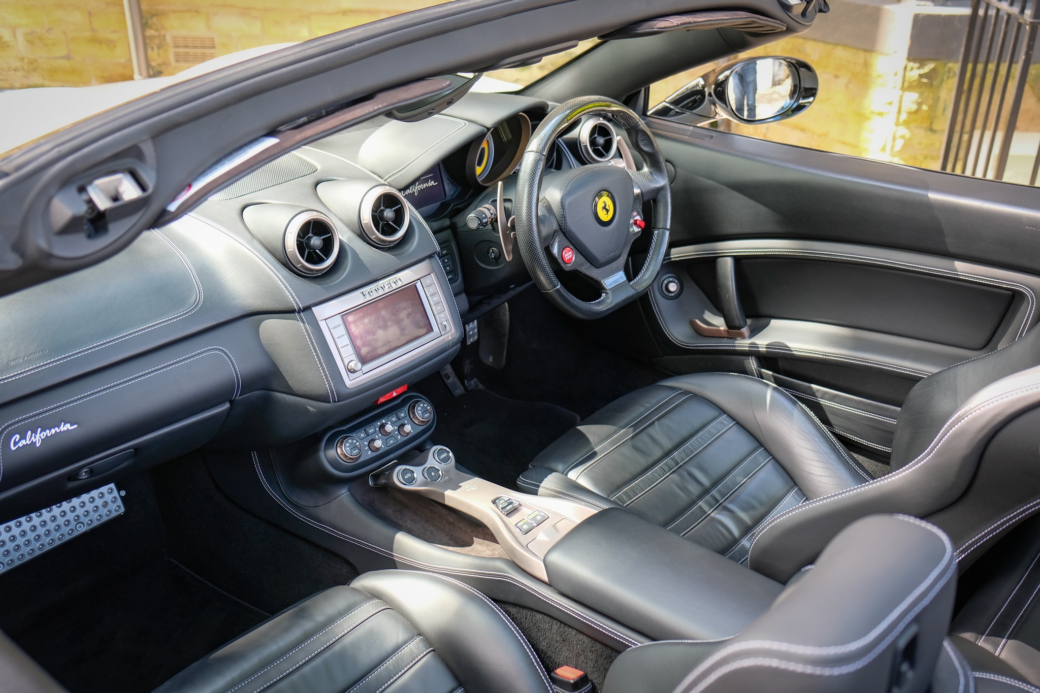 Lot 108 - 2010 Ferrari California