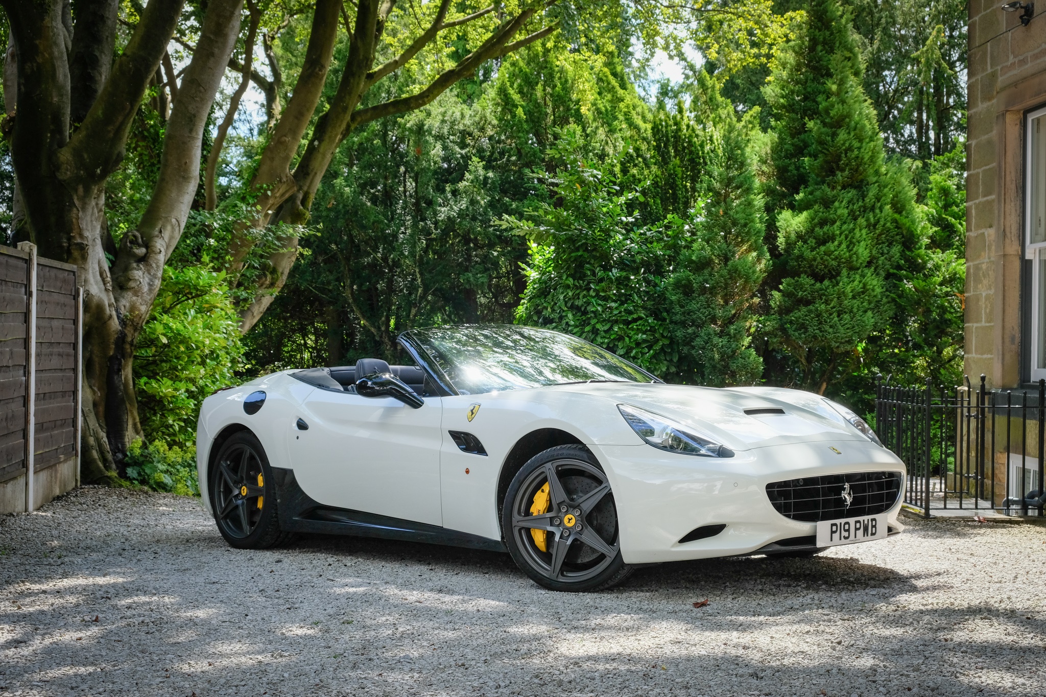 Lot 108 - 2010 Ferrari California