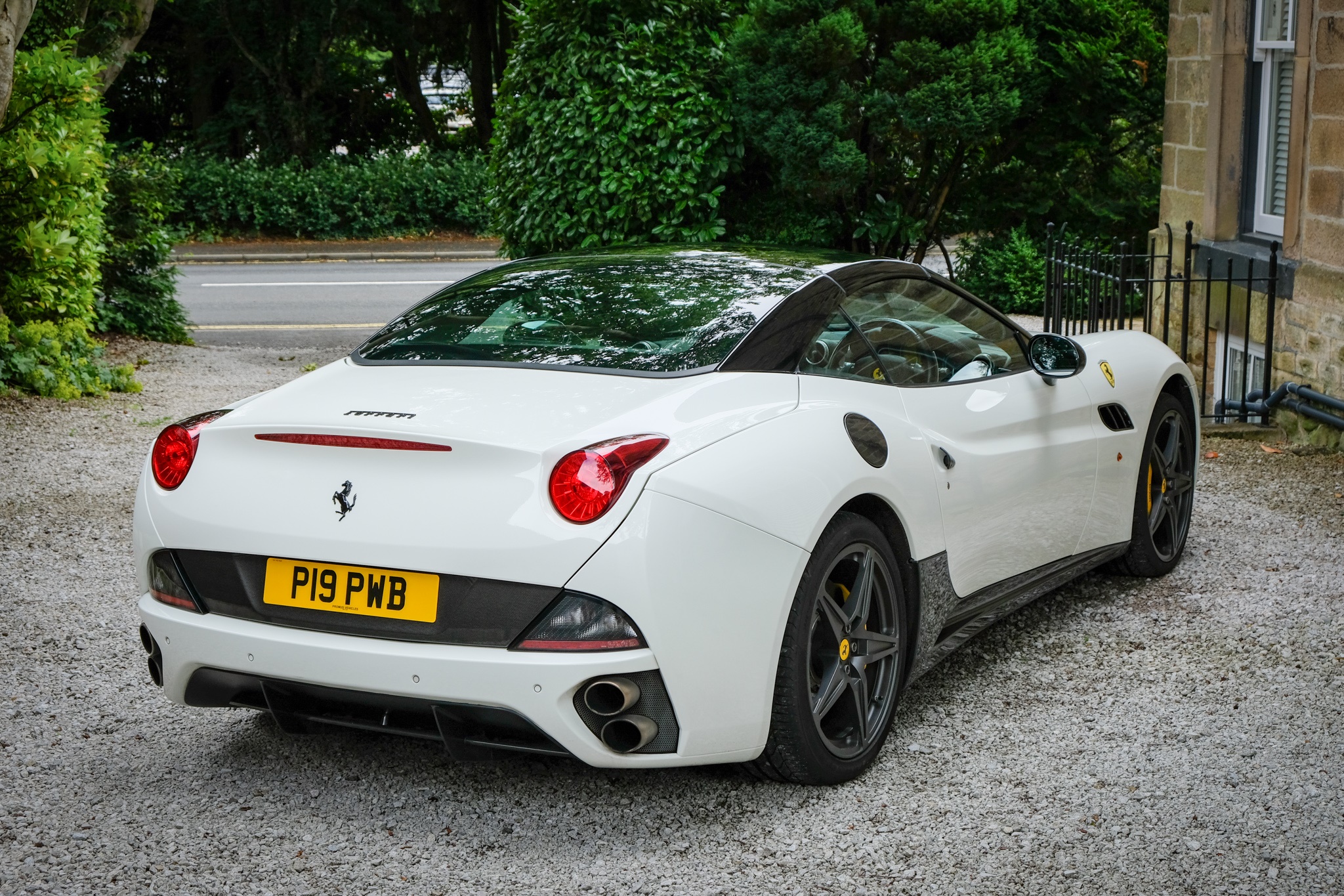 Lot 108 - 2010 Ferrari California