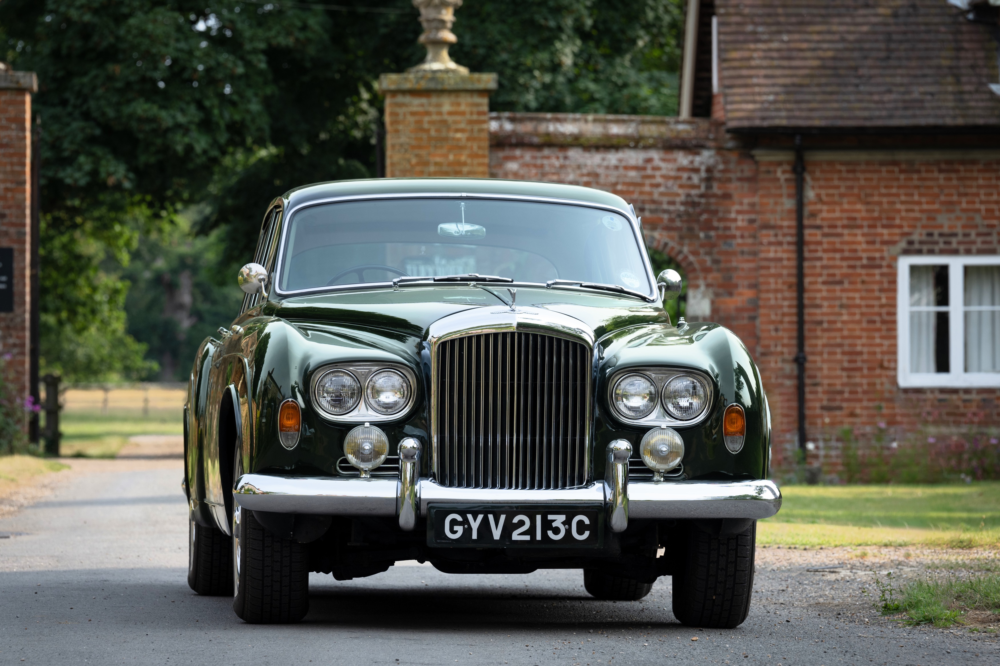 Lot 338 - 1965 Bentley S3 Continental Flying Spur