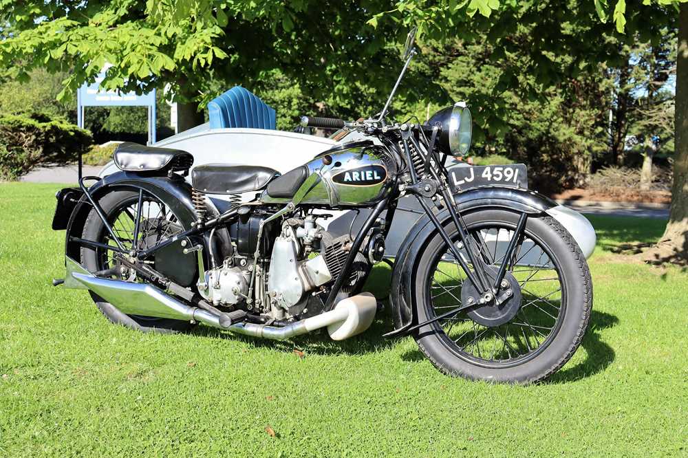 Lot 347 - 1931 Ariel SB31 Sloper Outfit