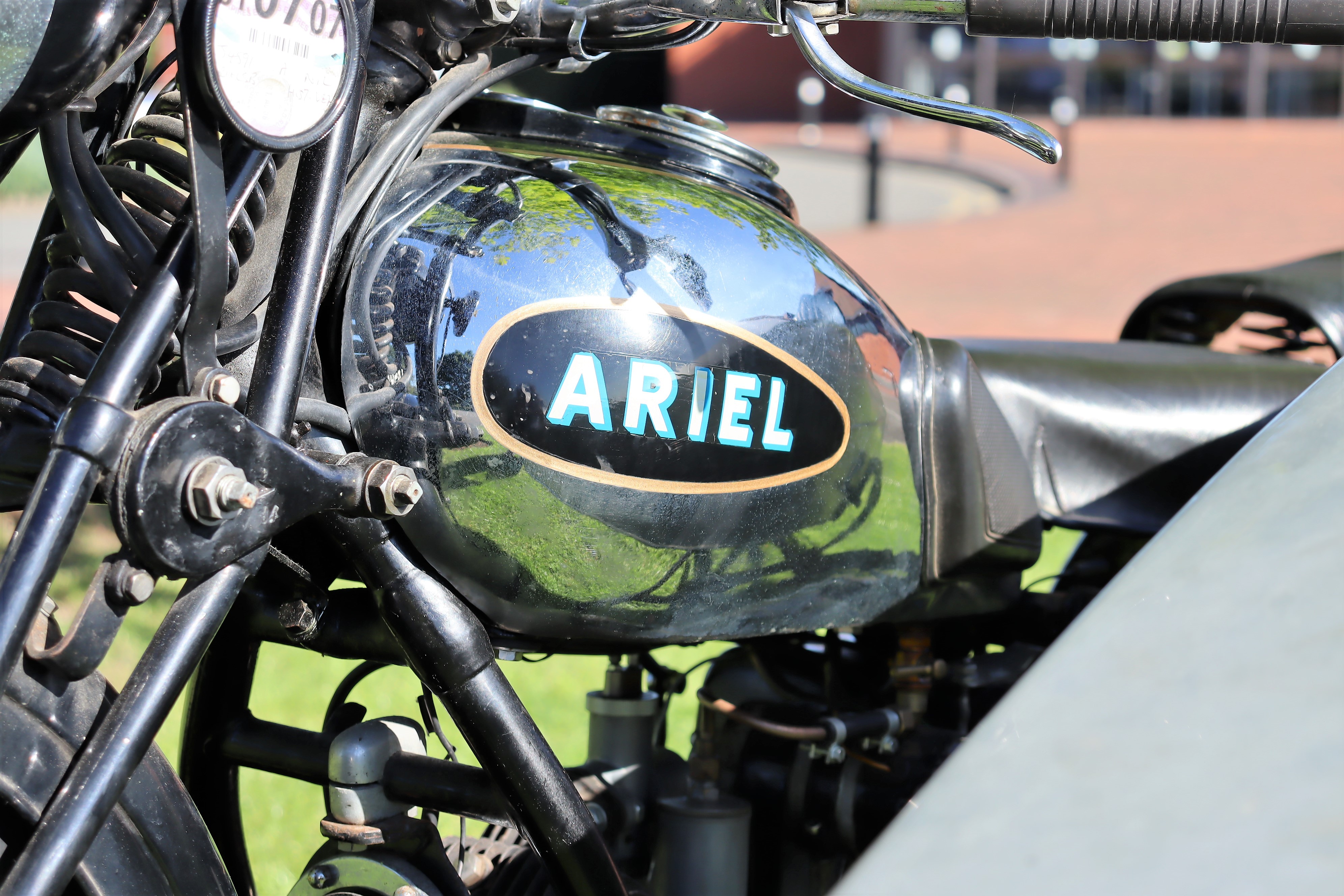 Lot 347 - 1931 Ariel SB31 Sloper Outfit