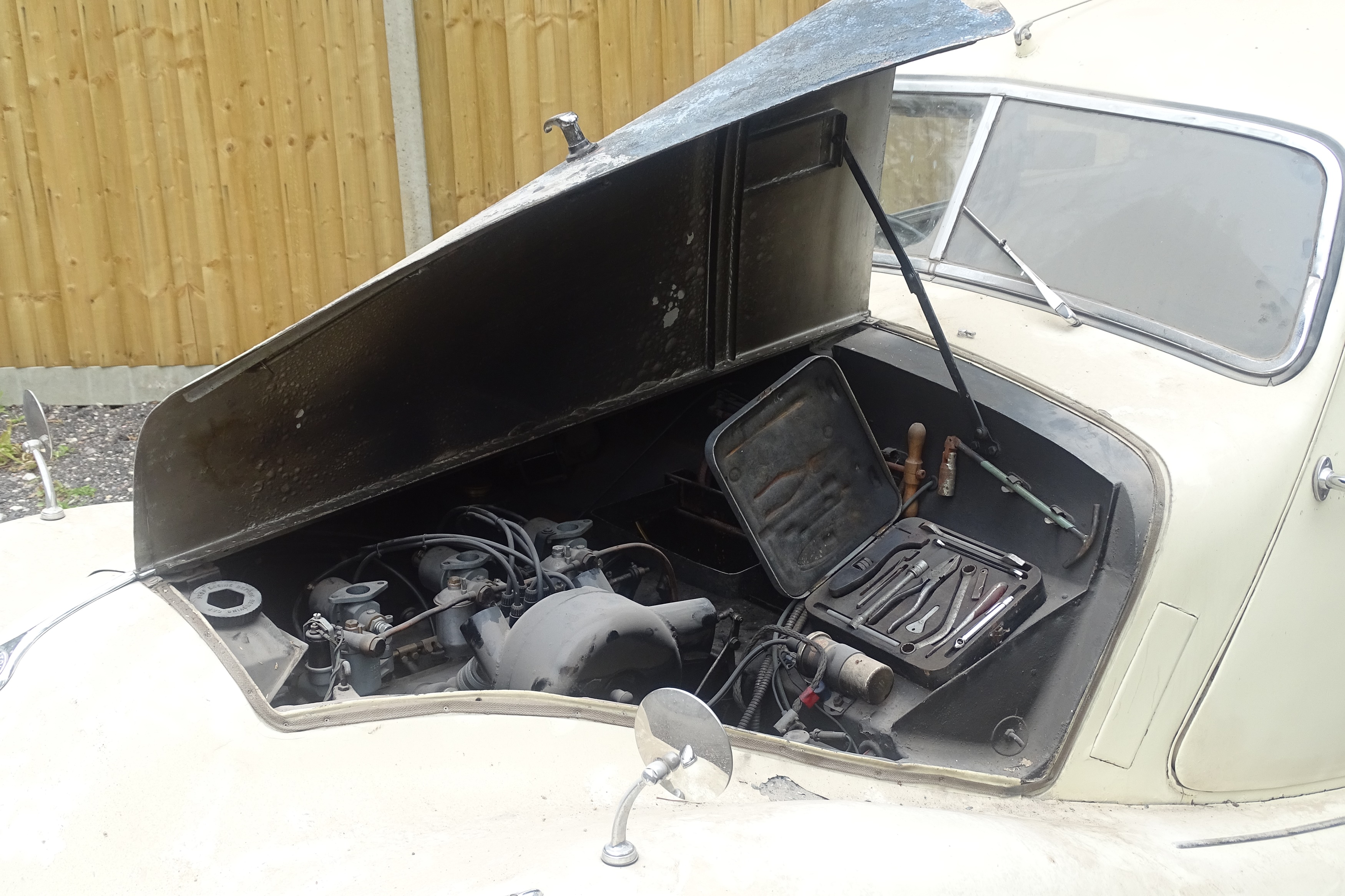 Lot 336 - 1948 Bristol 400