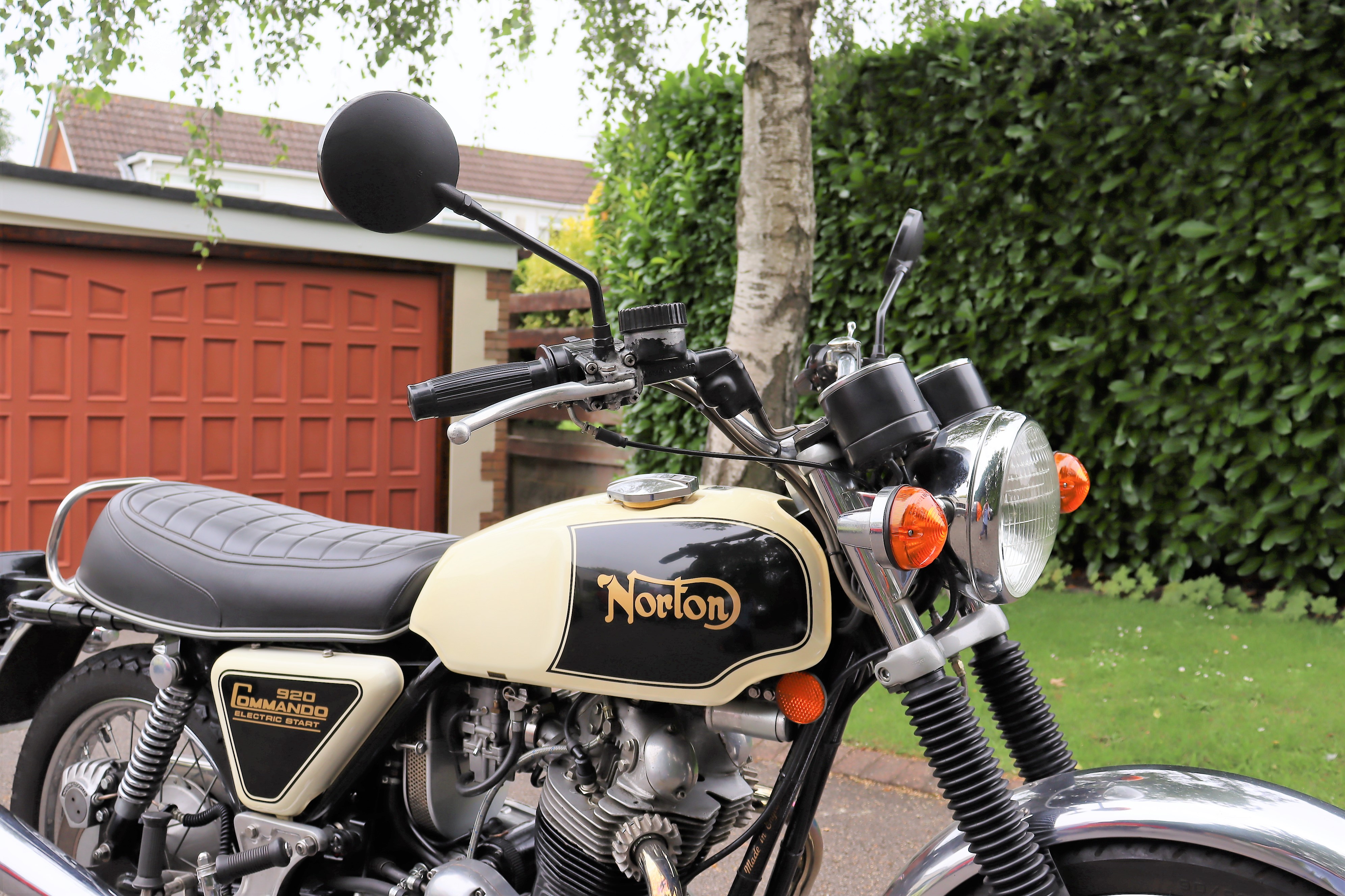 Lot 273 - 1976 Norton Commando 920