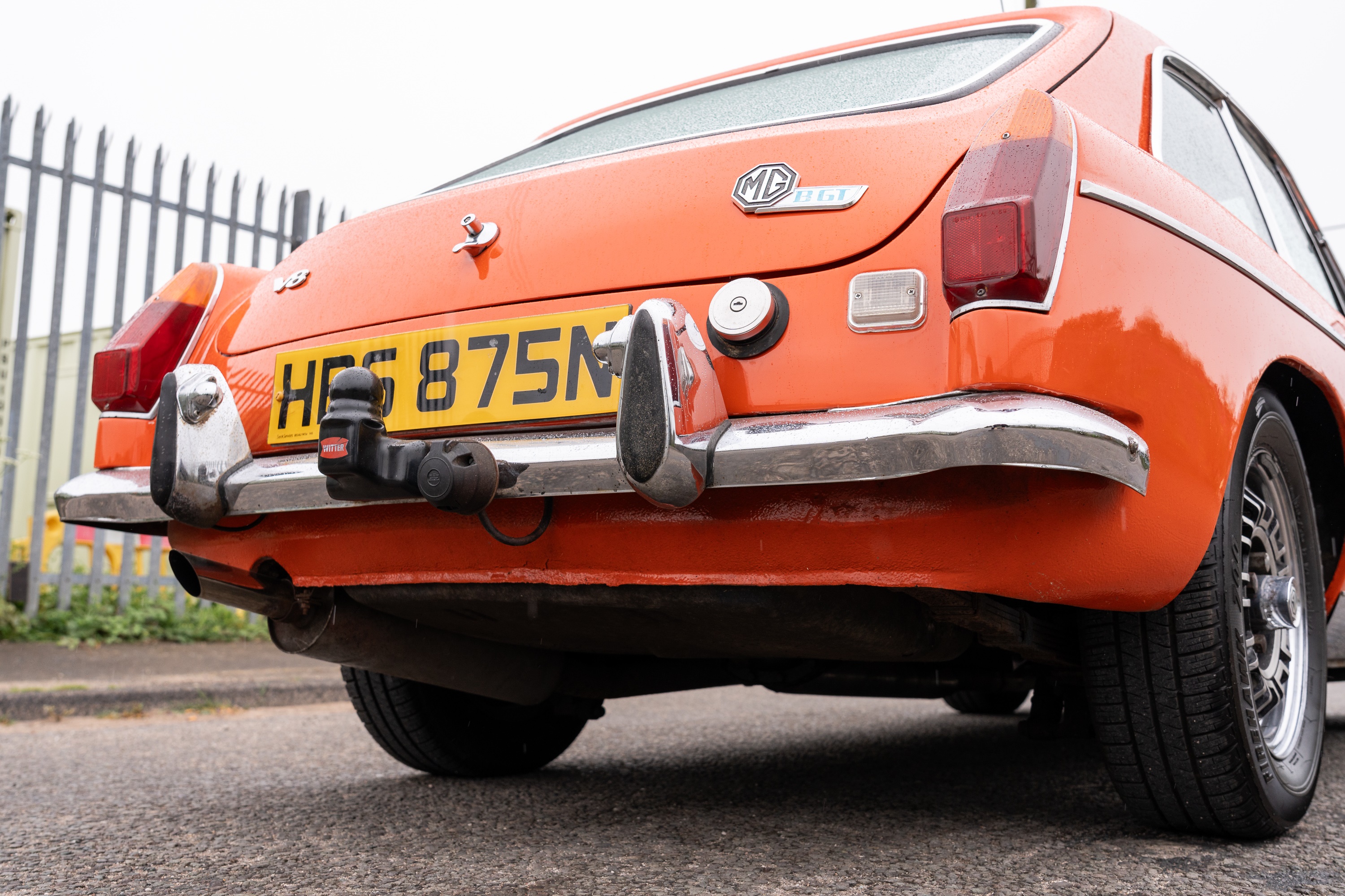 Lot 330 - 1974 MG B GT V8