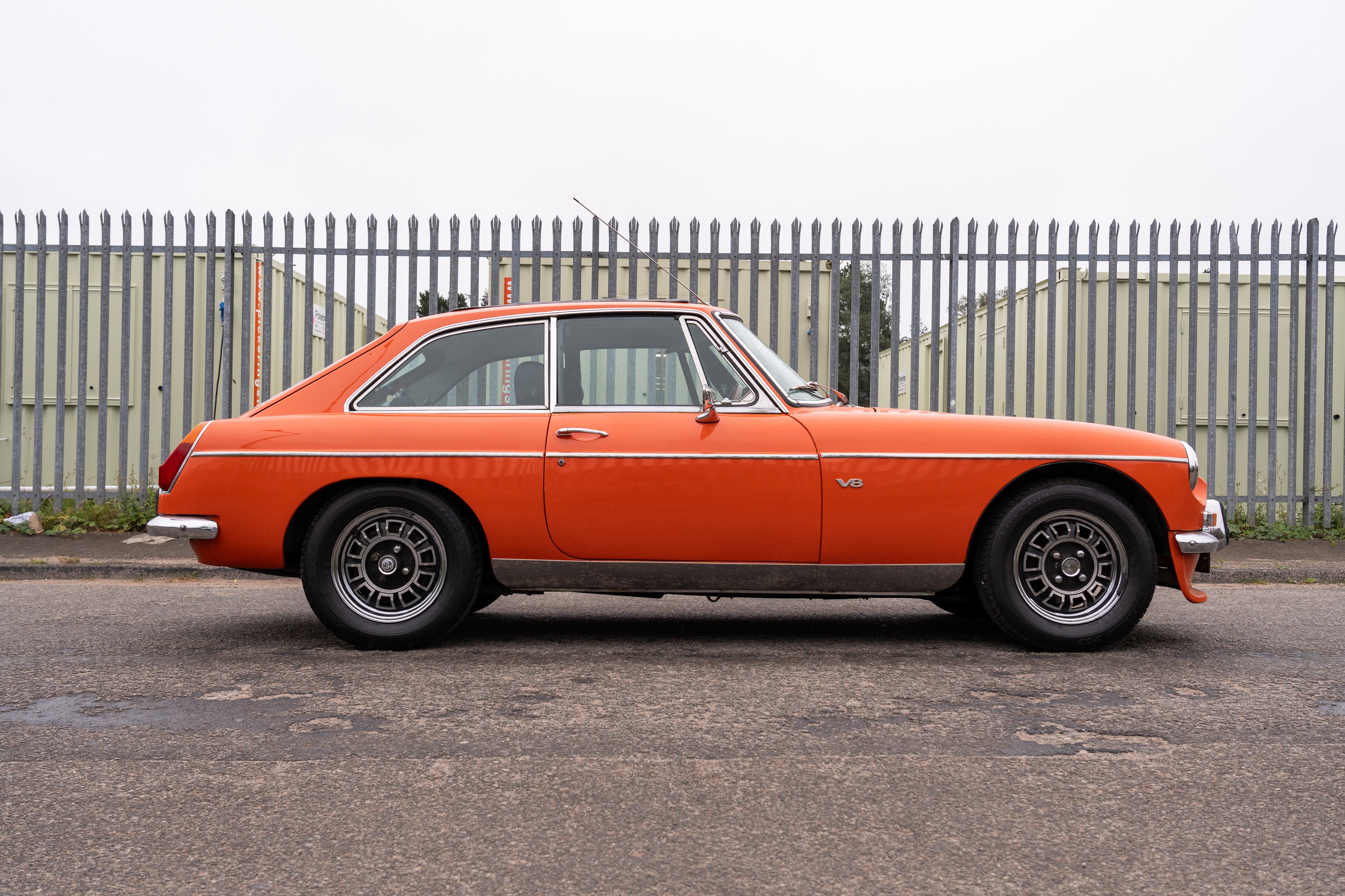 Lot 330 - 1974 MG B GT V8