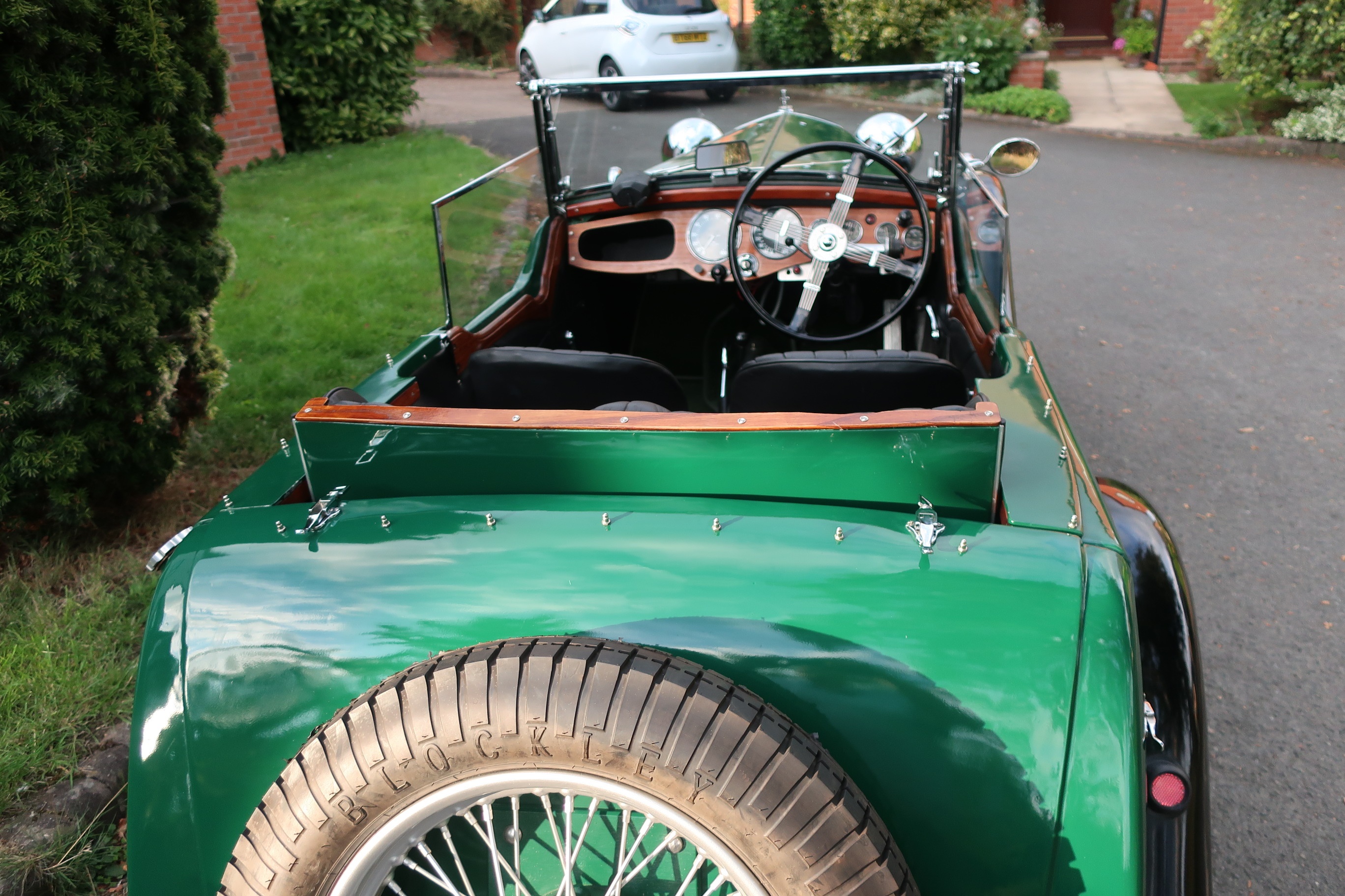 Lot 383 - 1933 Wolseley Hornet Special Meredith